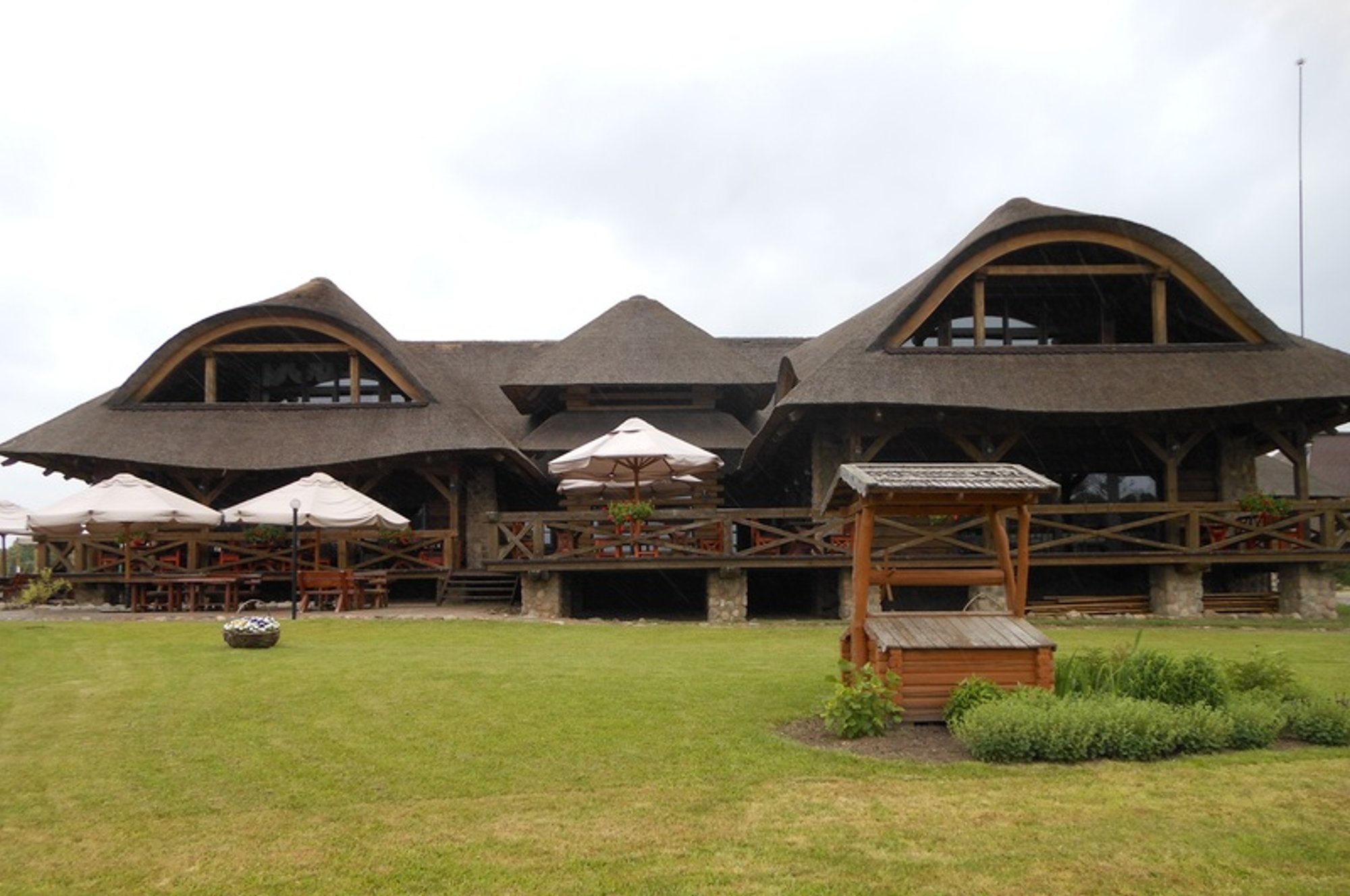 Ieškoma pirkėjų pastatui Vilniuje, kuriame įsikūręs restoranas „HBH ...