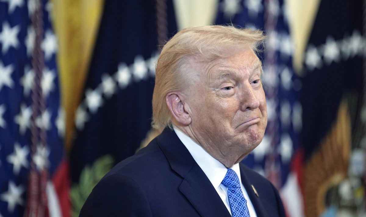 Trumpo reitingai – mažesni nei bet kada - Delfi