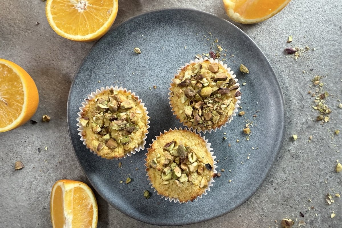 Apelsininiais keksiukai su pistacijomis – be glitimo - Delfi receptai