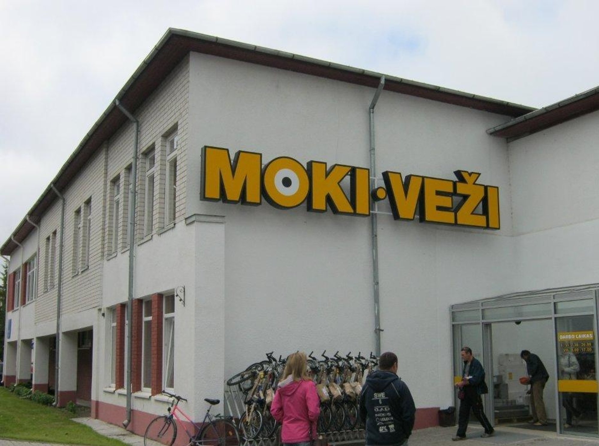 „Moki-veži“ atidarė prekybos centrą Biržuose - Delfi verslas
