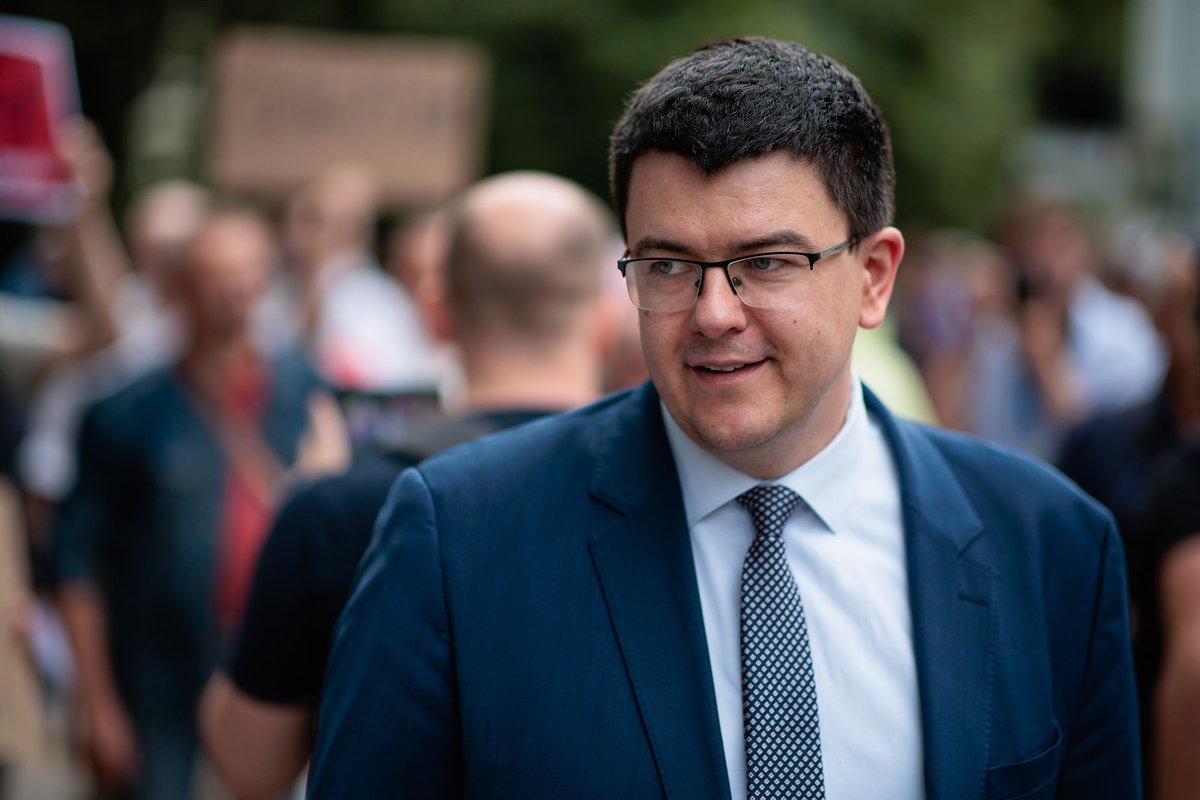 Nacionalinis susivienijimas iš partijos pašalino Seimo narį Sinicą - Delfi