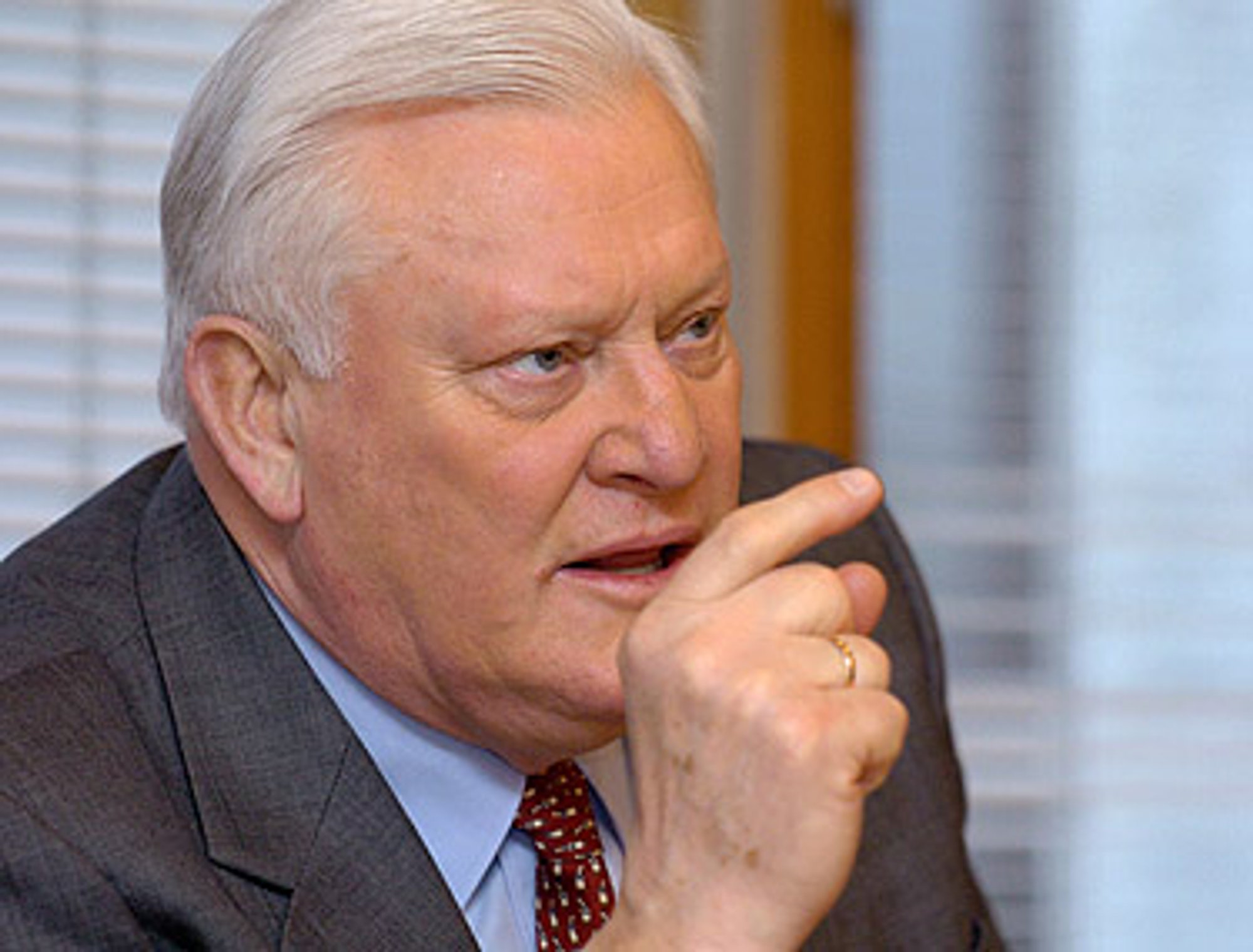 Premjeras: augančios kuro kainos - kaip uraganas - Delfi verslas