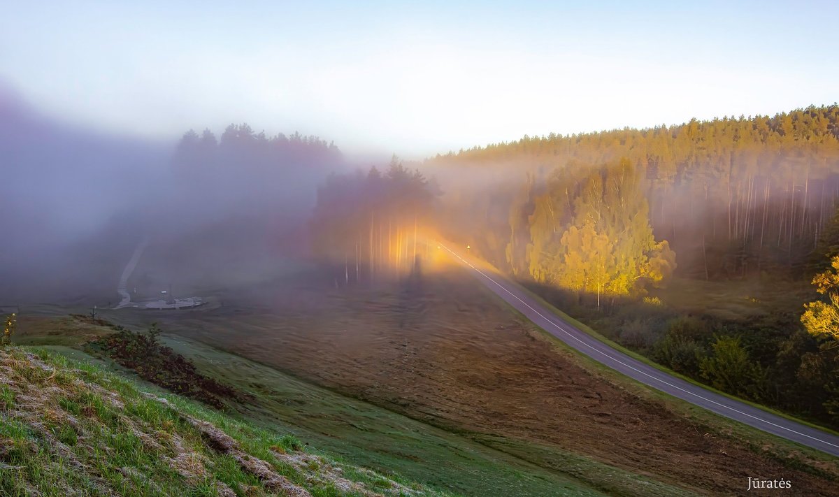Paslaptingas atmosferos reiškinys: užfiksuota Brokeno šmėkla - Delfi