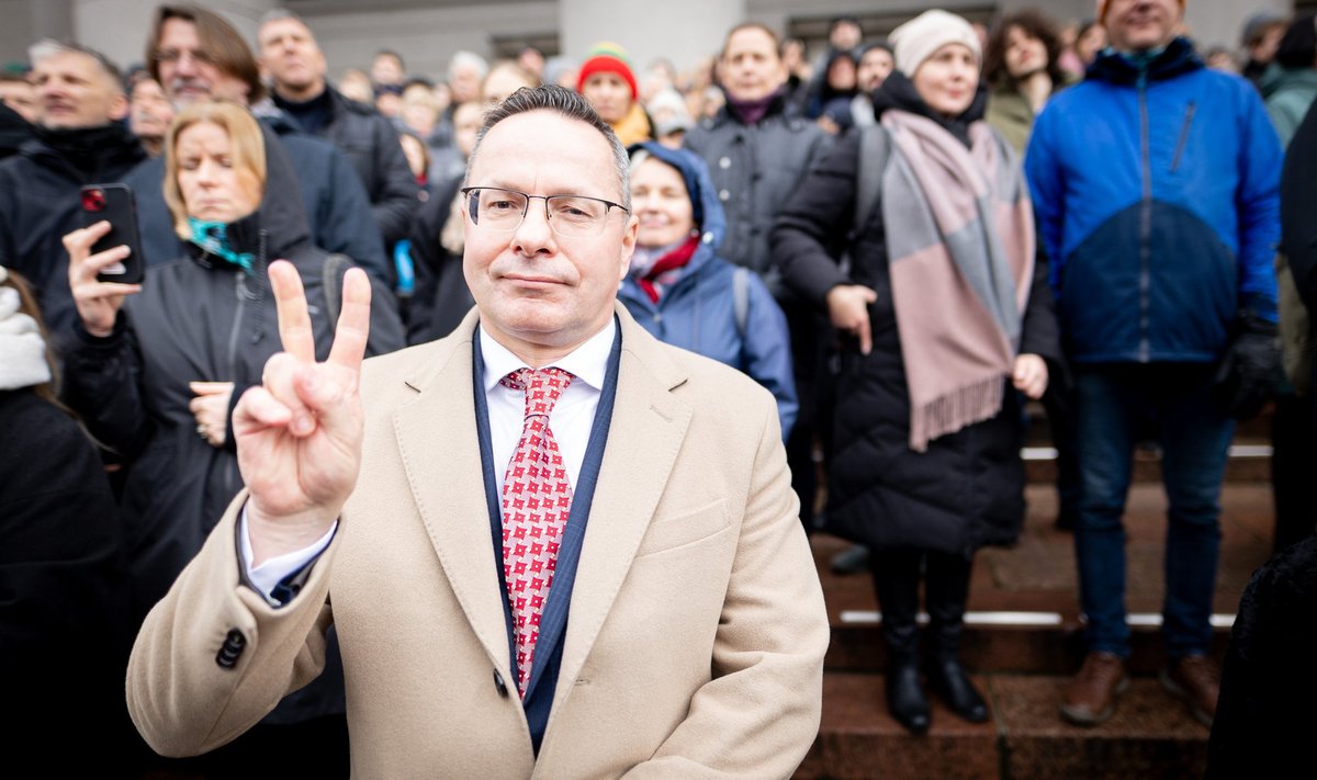 Pavilionis. Ar kairieji apsisprendė tarnauti blogio ašiai? - Delfi