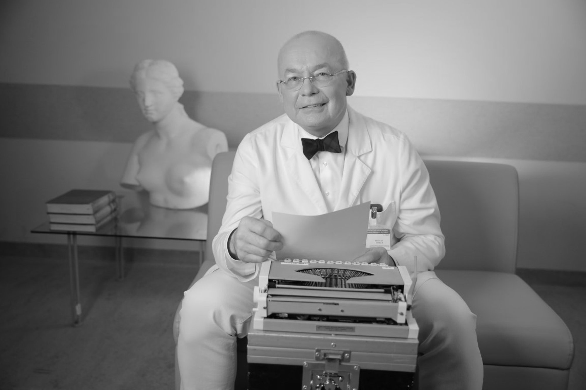 Well-known microsurgeon Vitkus has died, aged 68 - Delfi EN