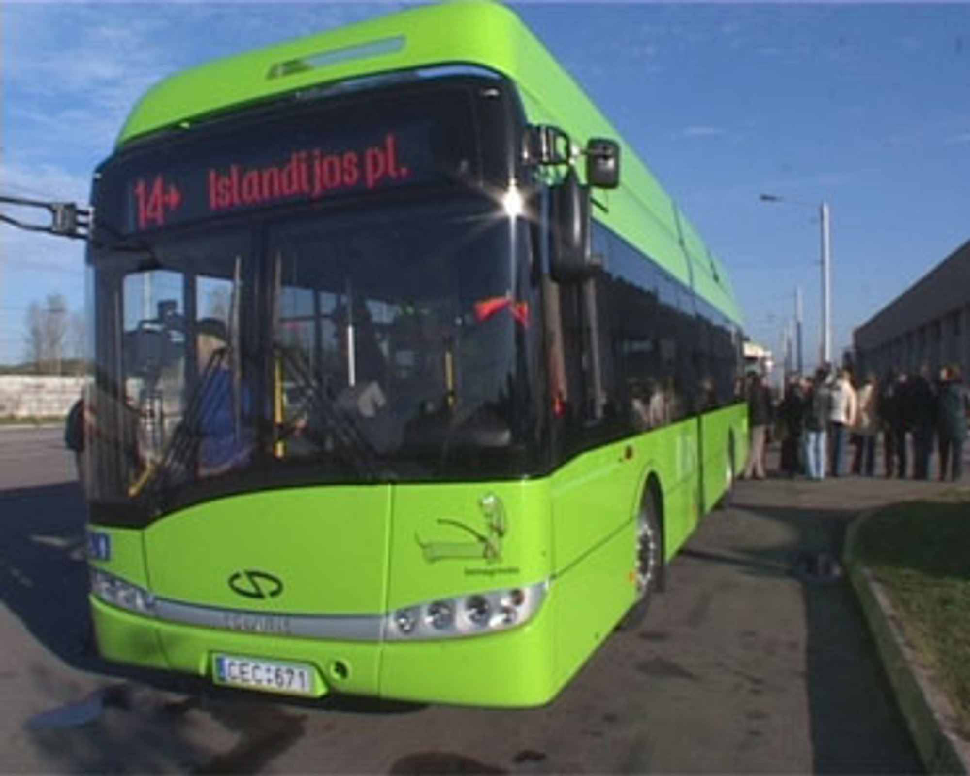 Kauno gatvėmis rieda nauji troleibusai - Delfi verslas