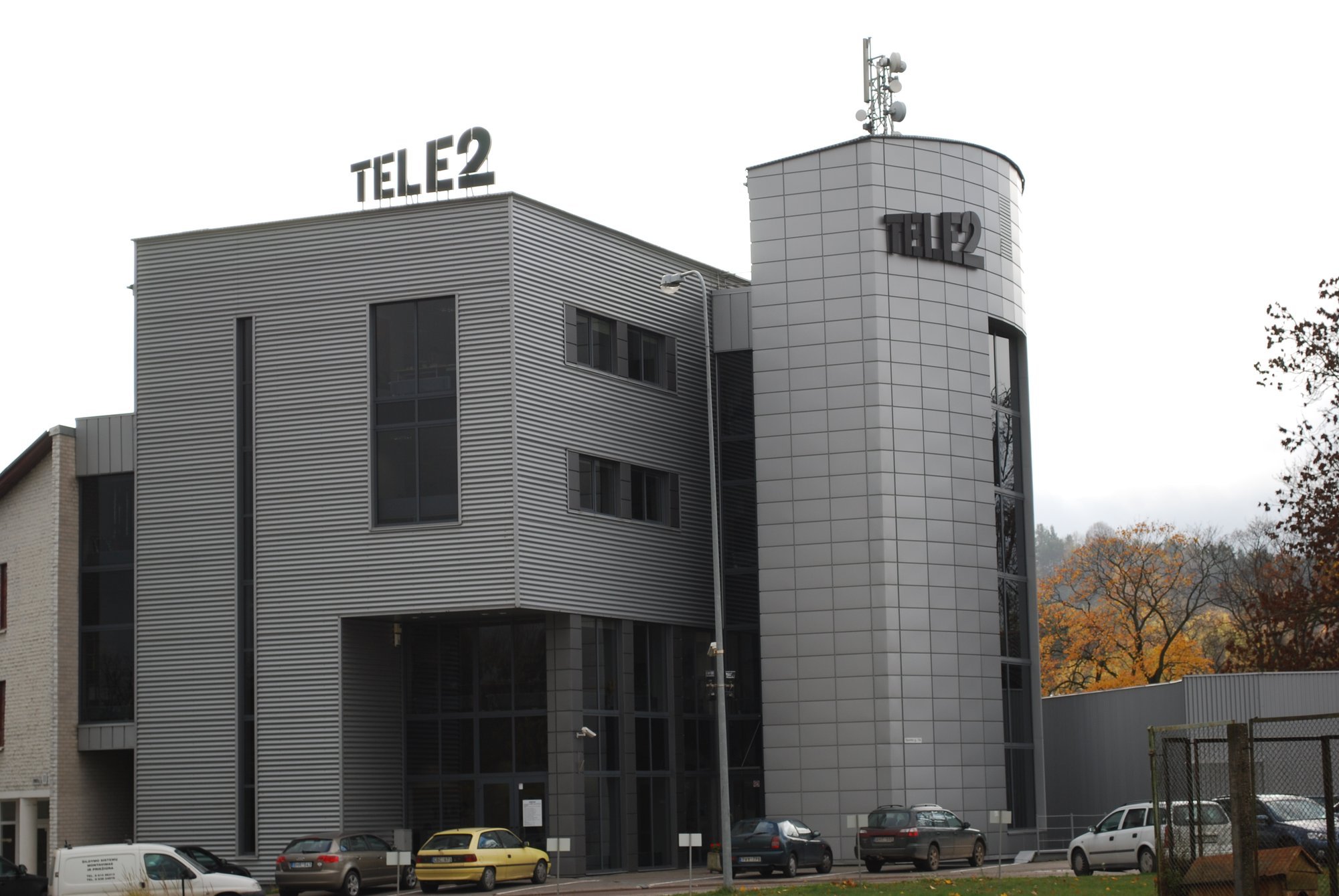 Konkurencijos taryba nusprendė netirti „Tele2“ reklamos - Delfi