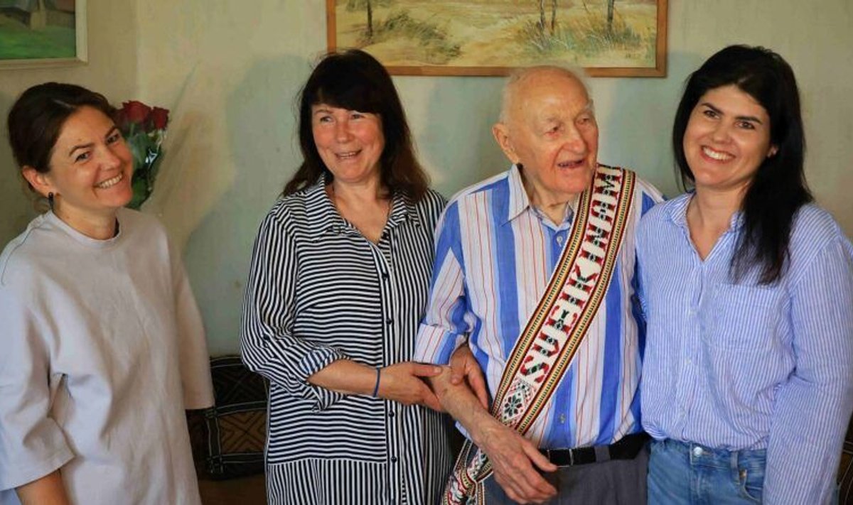 Šiaulietis Mečislovas sulaukė 100 metų - Delfi šeima