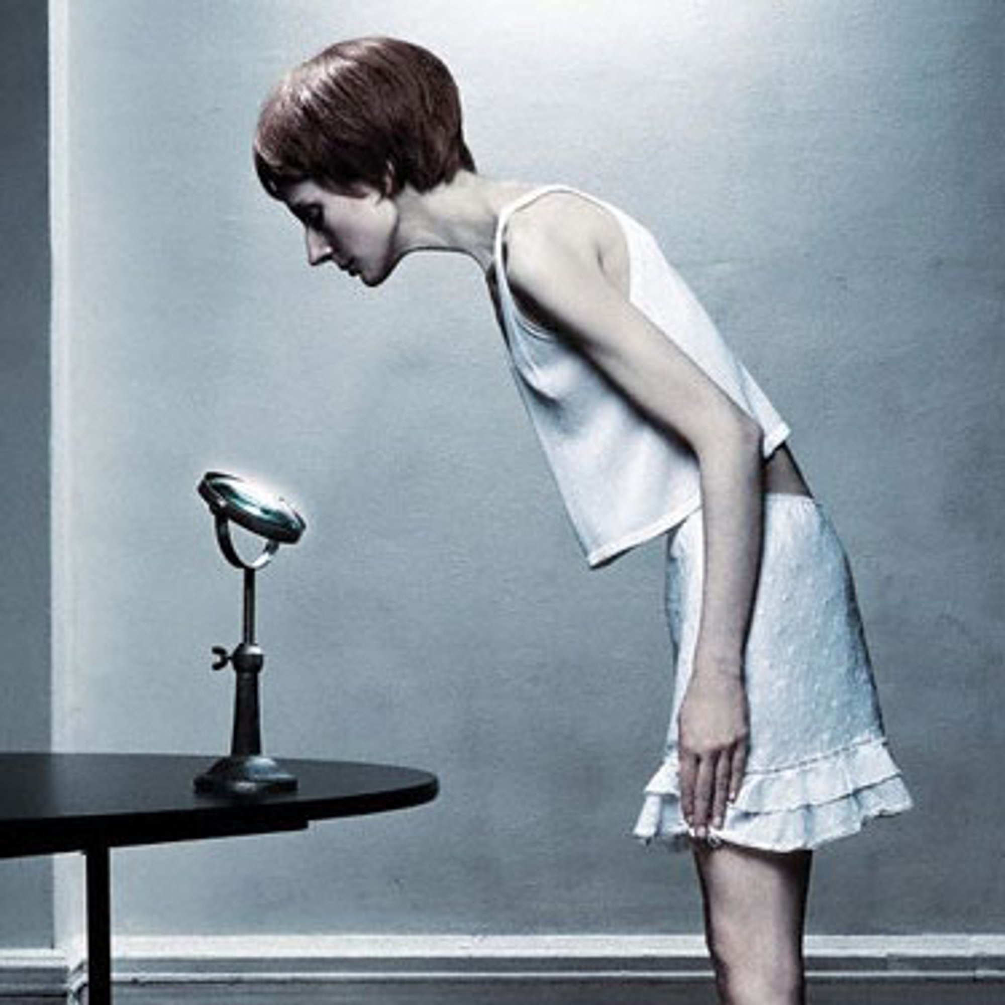 Vidutinio amžiaus barbė, serganti anoreksija - Delfi gyvenimas