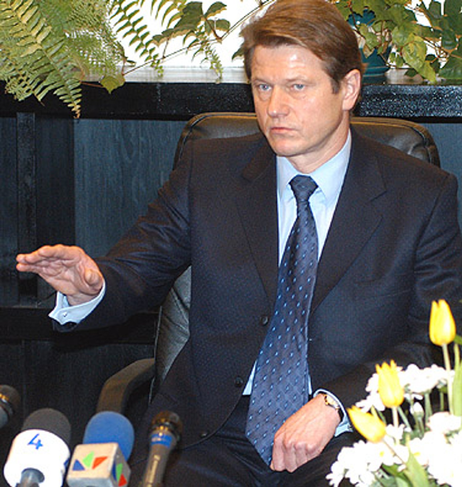 R.Paksas prašo tirti, ar Seimas nepaliko korupcinių landų - Delfi verslas