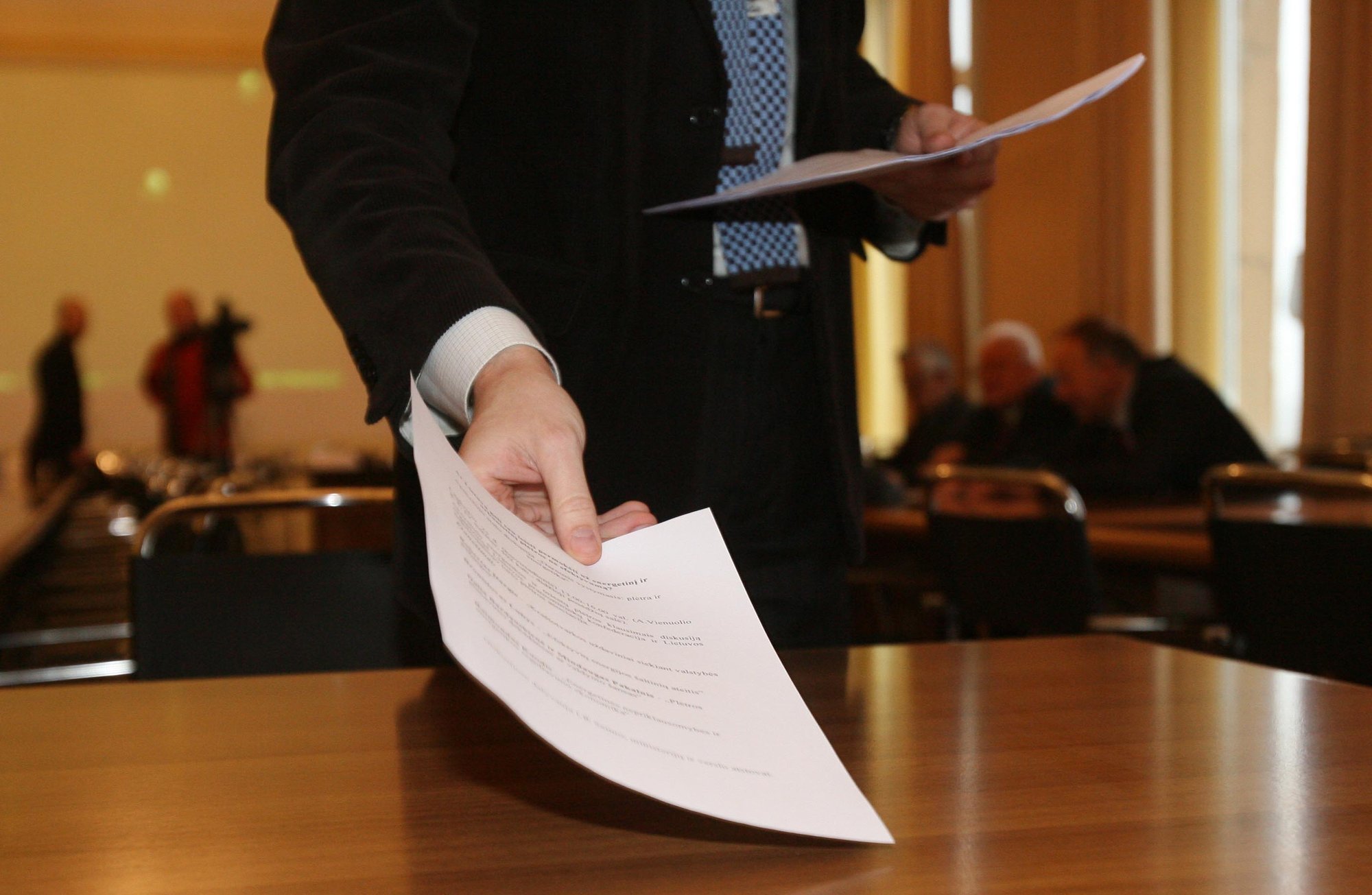 Testamentas neturi būti patvirtintas notaro - Delfi