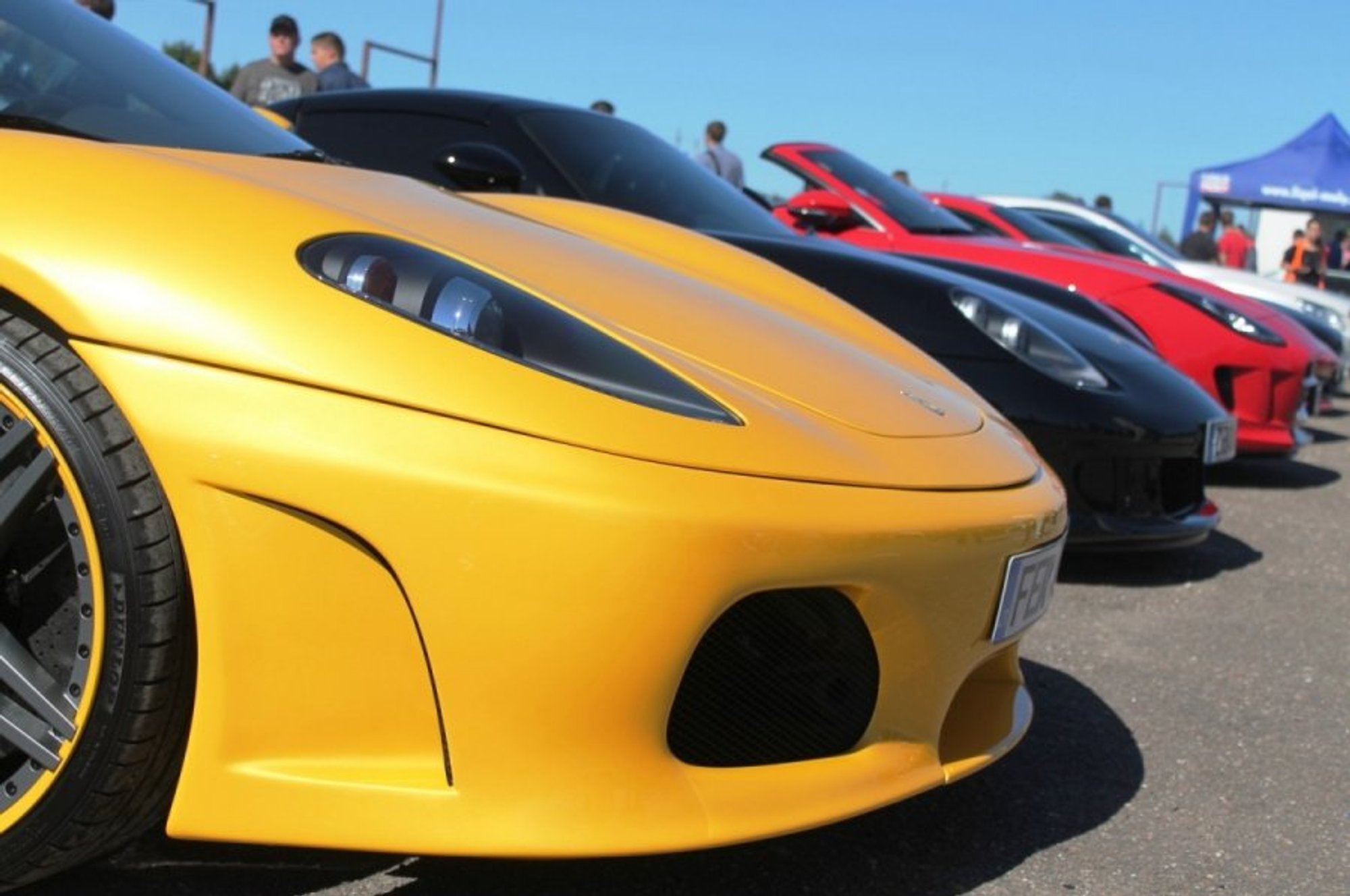 „Autoplius Fast Lap“ finalas: superautomobiliai ir dešimtys tūkstančių ...