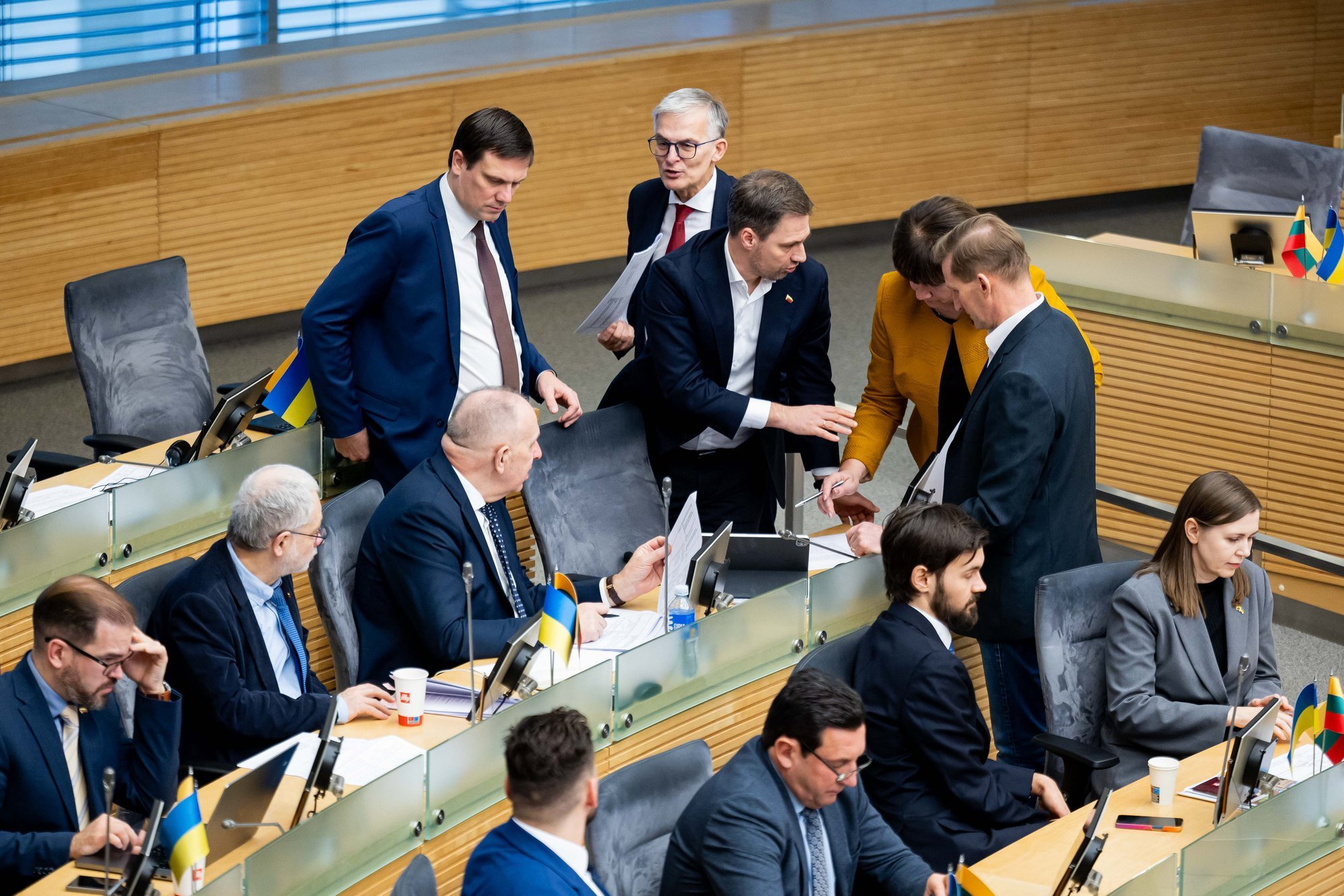 Socialdemokratai gesina gandus apie mainus Seime - Delfi