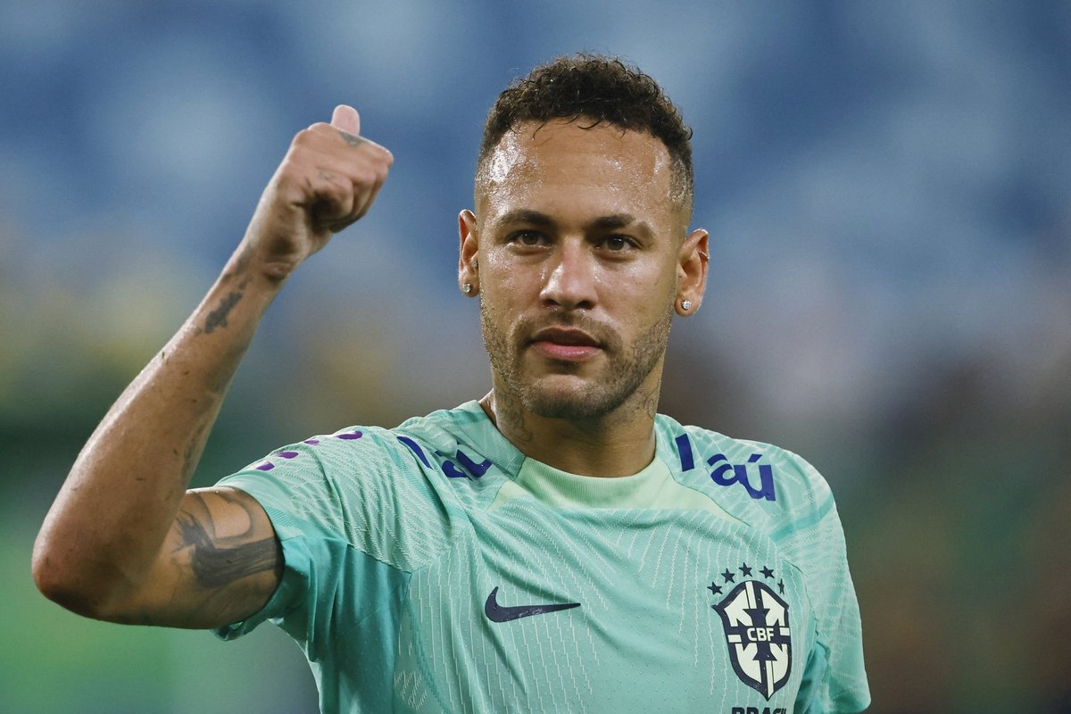 Neymaras grįžta rungtyniauti į tėvynę - Delfi sportas