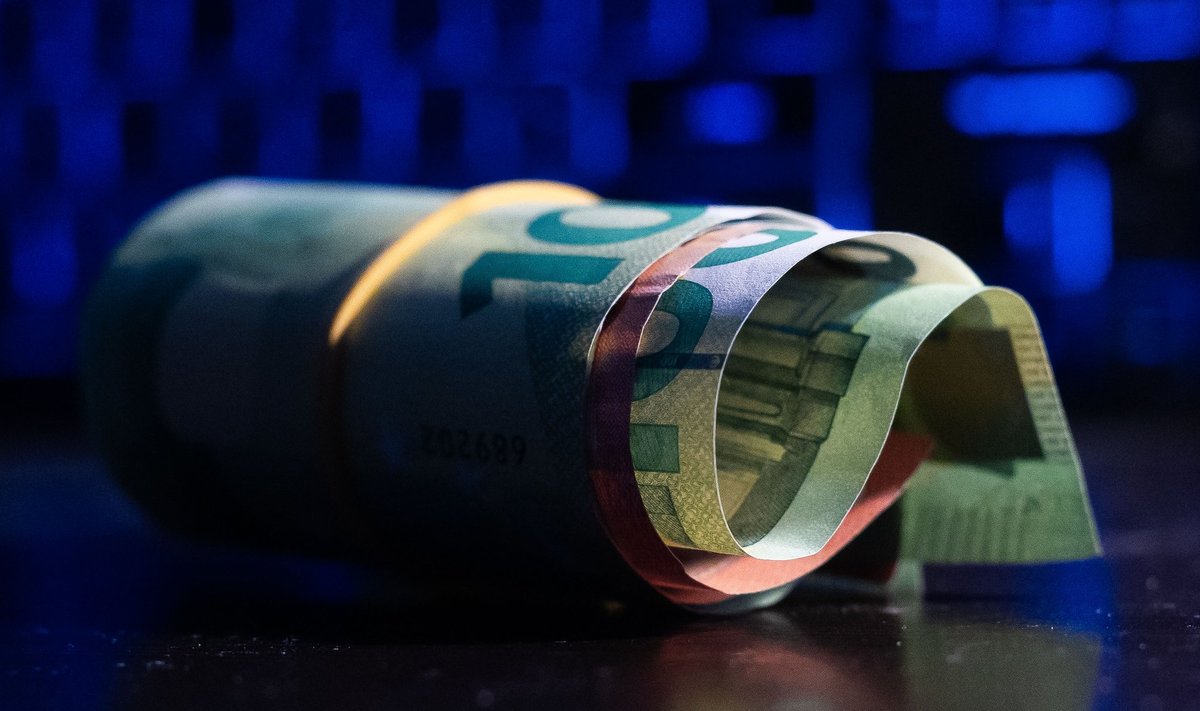 Skirta 270 tūkst. eurų bauda el. pinigų įstaigai „Monavate“ - Delfi verslas