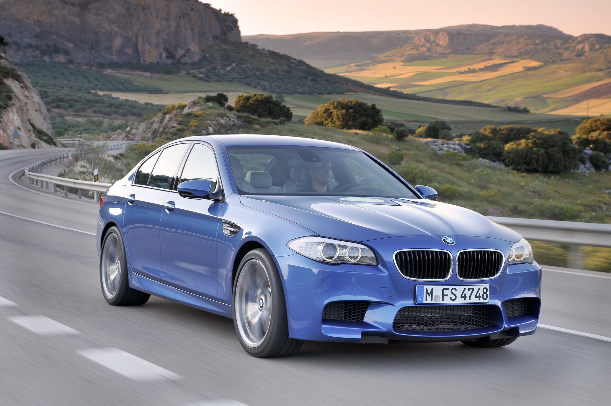 Paaiškėjo daugiau detalių apie atnaujintą BMW M5 - Delfi auto