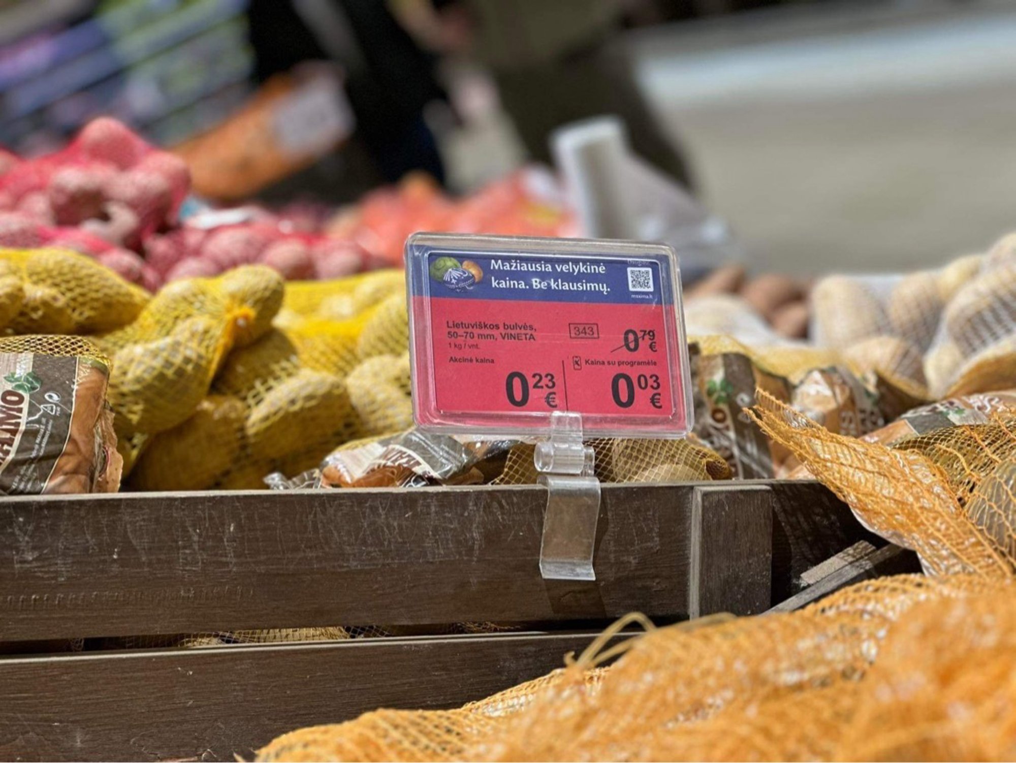 Kilogramas bulvių – už centą ar kelis: prekybos tinklai įsivėlė į kainų ...