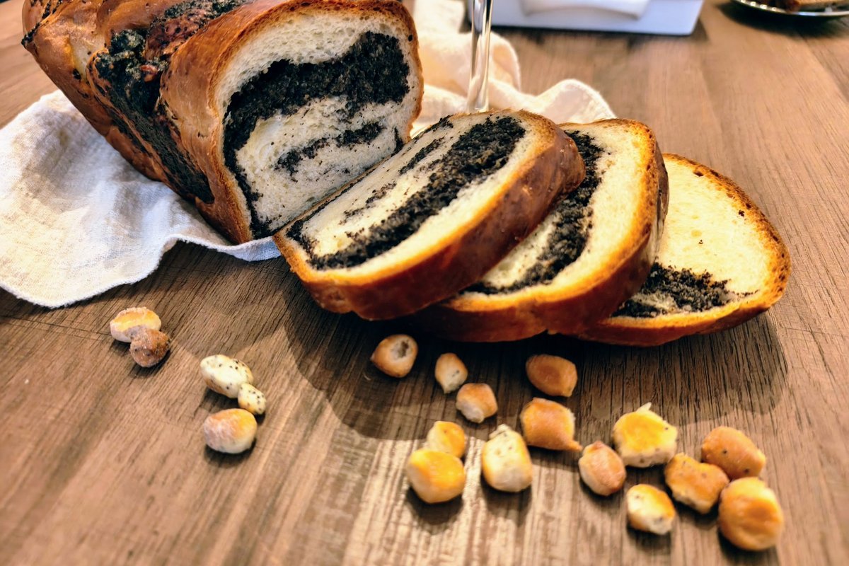 Šventiniai receptai: Kalėdų pyragas ir kūčiukai - Delfi