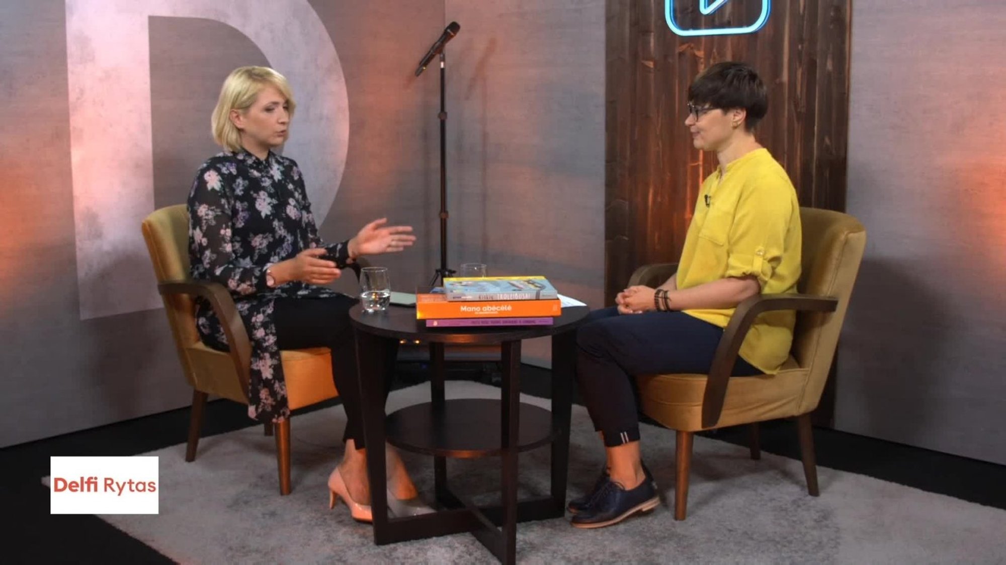 Knygos, kurios patiks ne tik vaikams, bet ir tėvams: tiks puikiam šeimos vakarui - Delfi TV