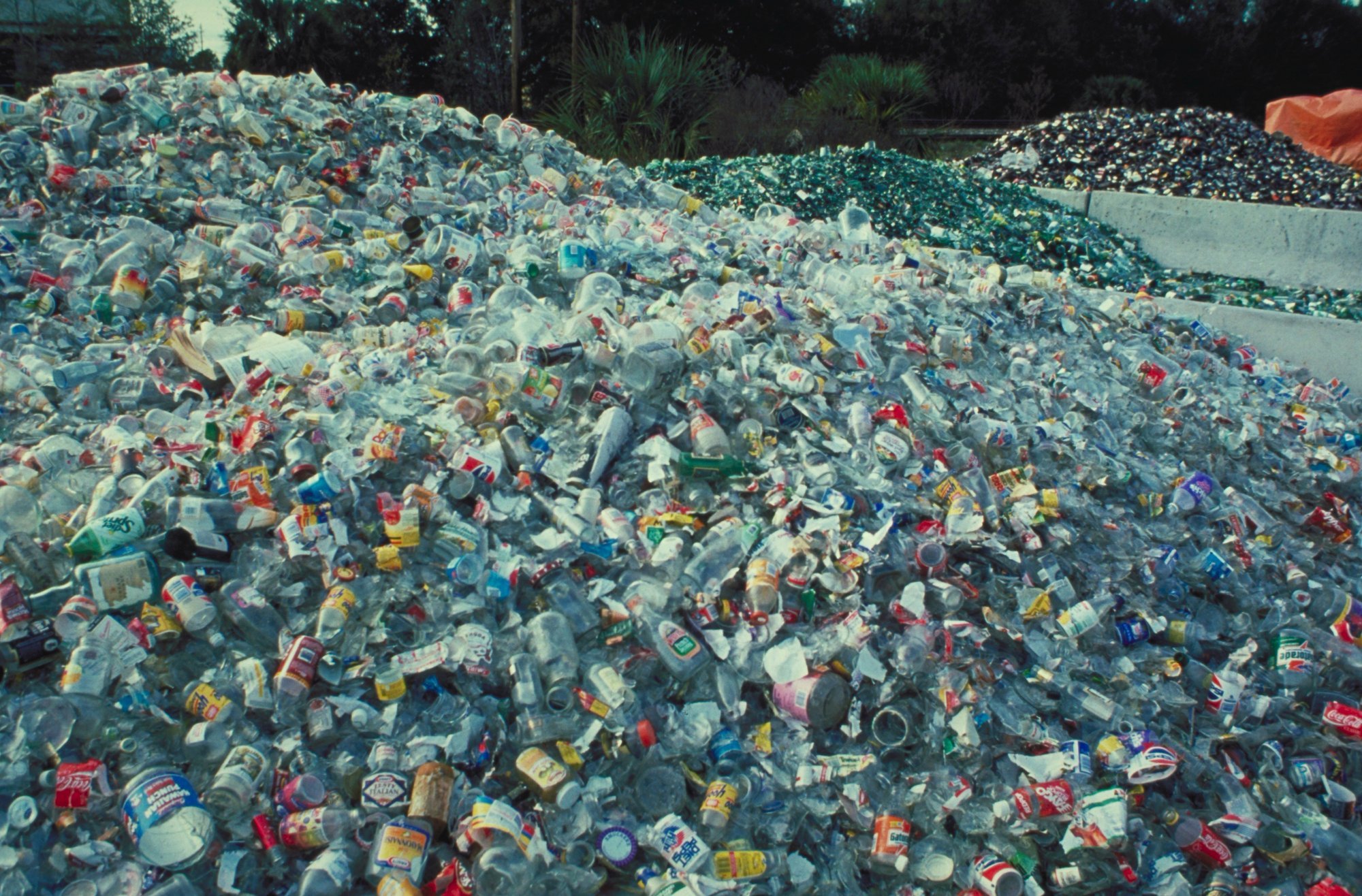EP komitetas balsavo už plastikinių šiukšlių mažinimą - Delfi verslas