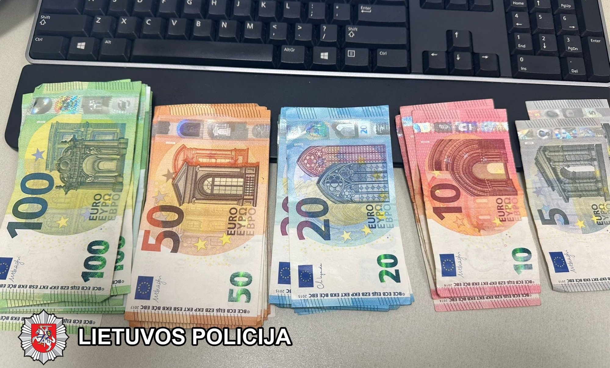 Vilniuje vyras sukčiams atidavė 10 tūkst. eurų grynaisiais ir dar banko ...