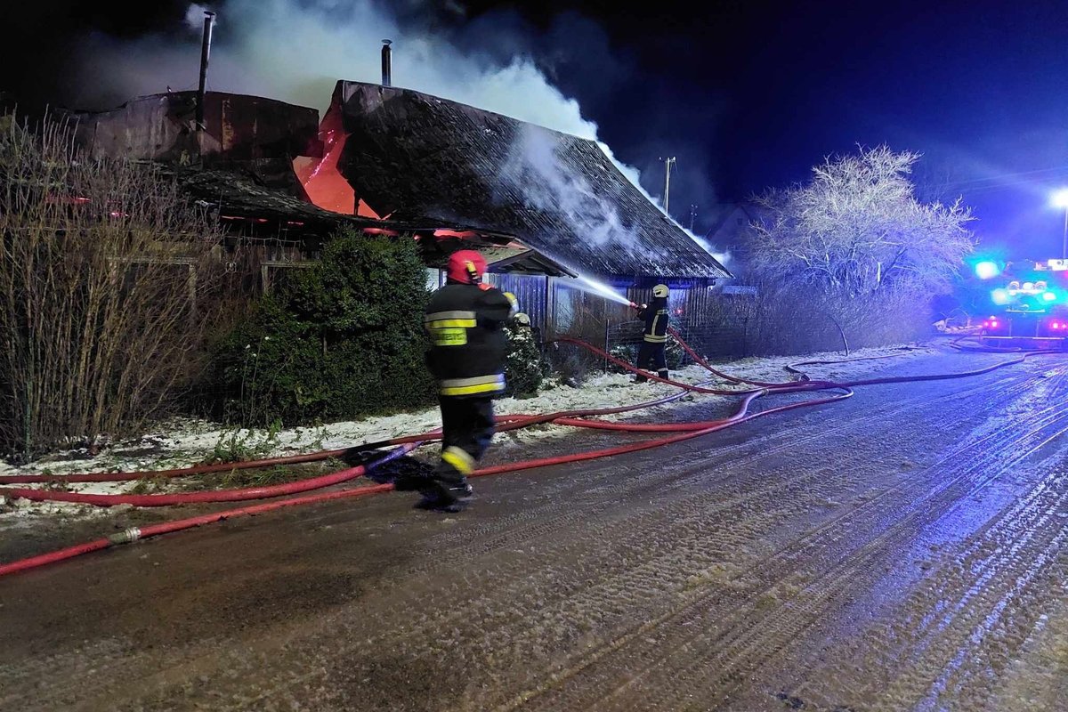 Darbinga ugniagesių para: nuo gaisrų iki potvynių - Delfi