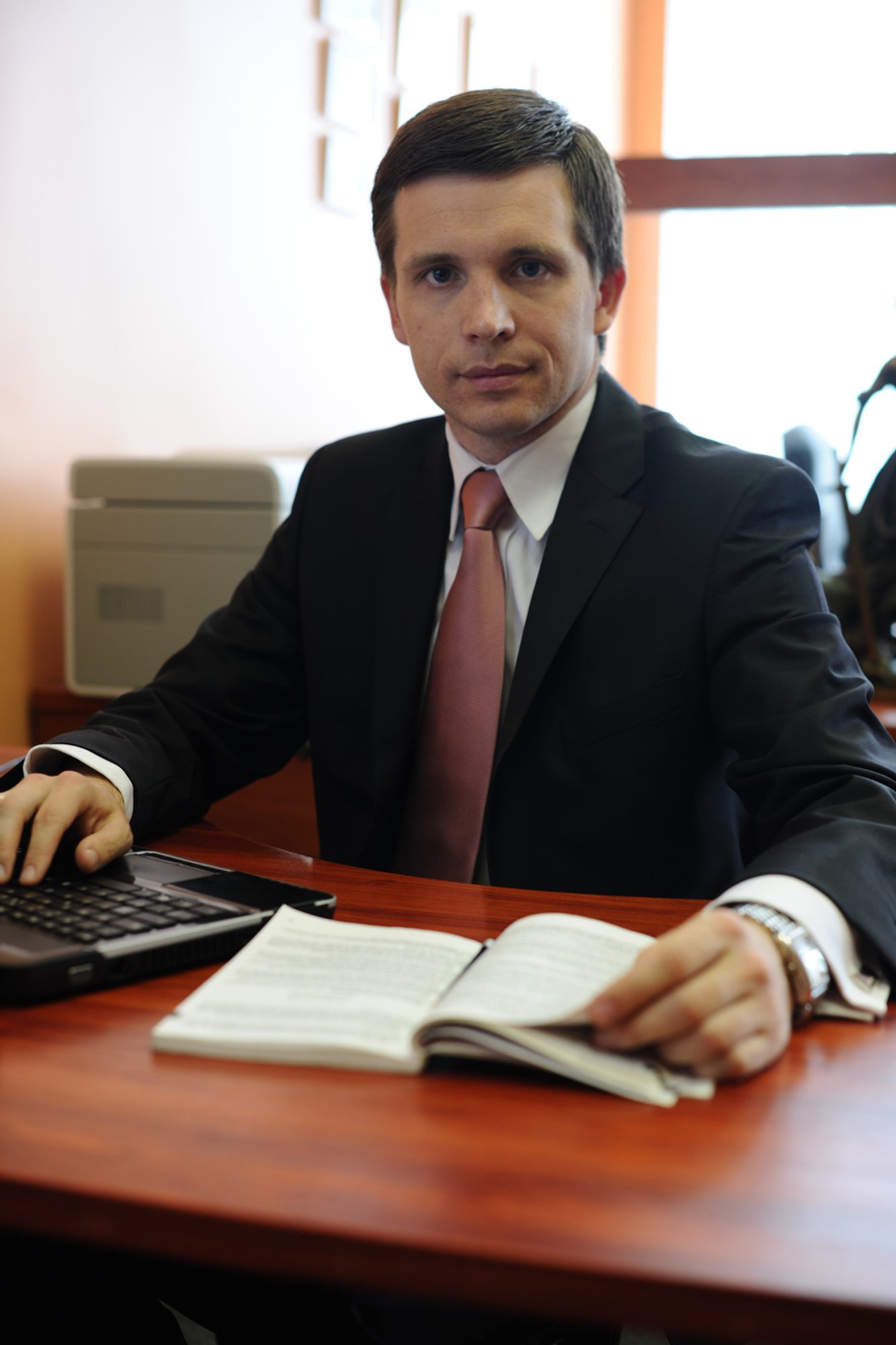 K. Rugys. Uždarosios akcinės bendrovės steigimo procedūra ir tvarka ...