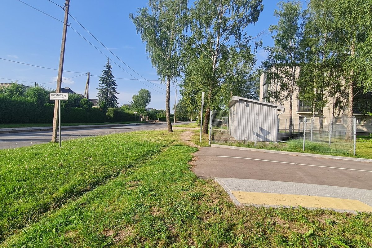 Nuotykiai su kelininkais: dėl trijų metrų negalima sujungti kelių, statybos nevyksta po 7 metus ...