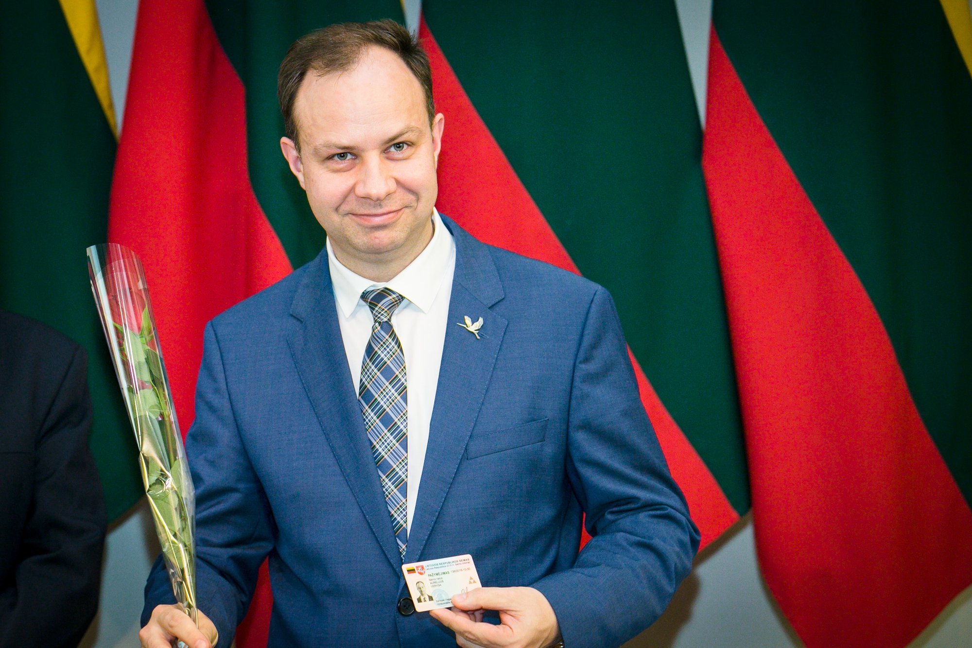 A. Veryga atsistatydina iš visų visuomeninių pareigų - Delfi