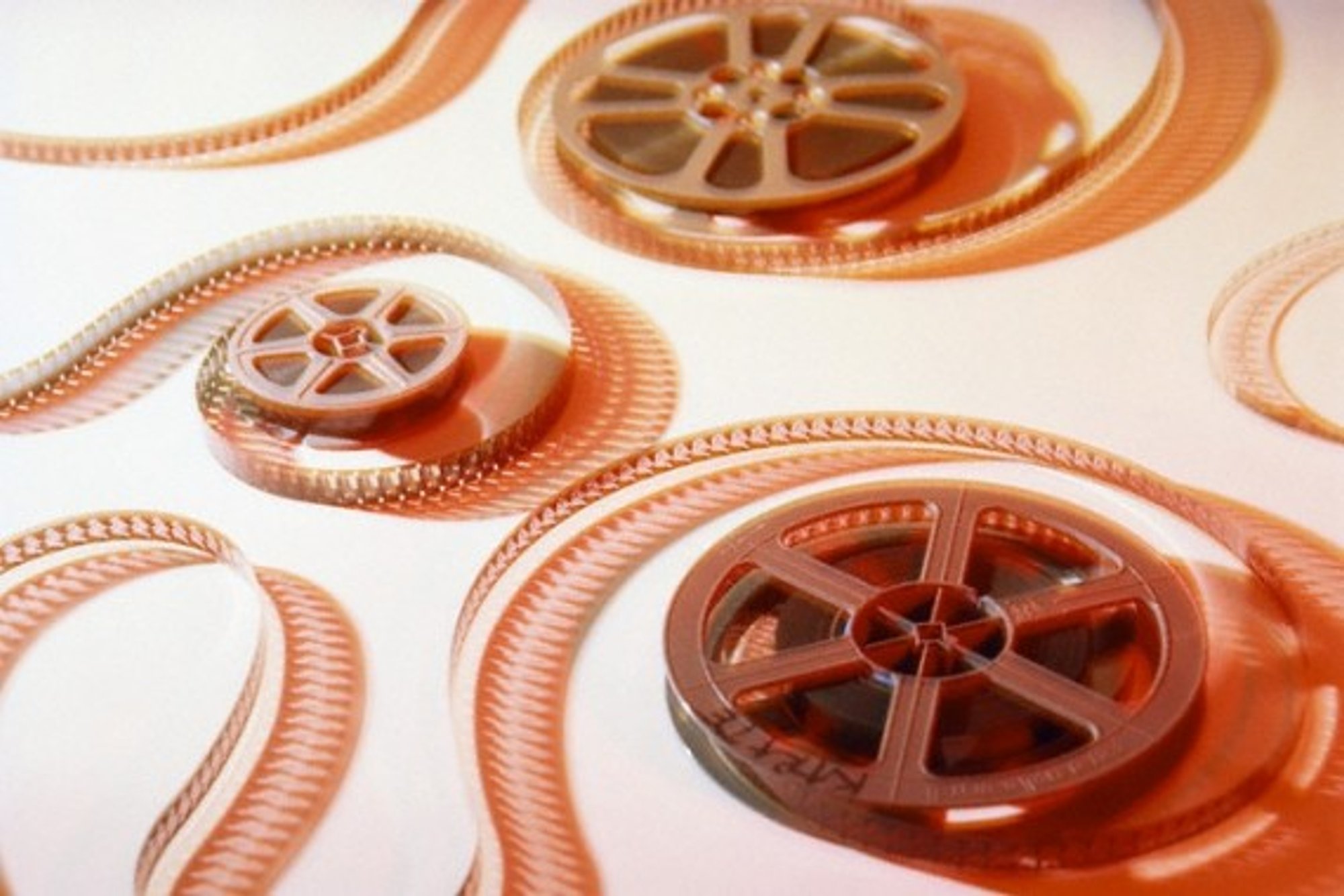 "Большая разница" покажет стриптиз - Delfi RU