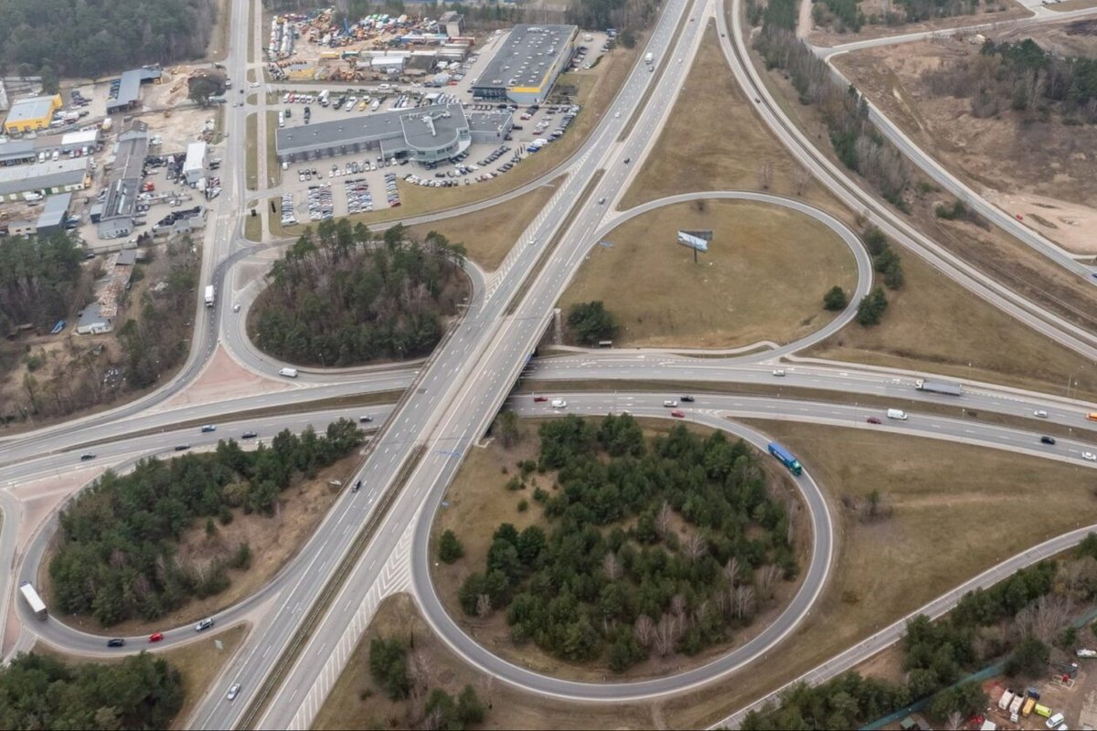 Via Lietuva: skubiai remontuojamas Gariūnų viadukas Vilniuje - Delfi auto