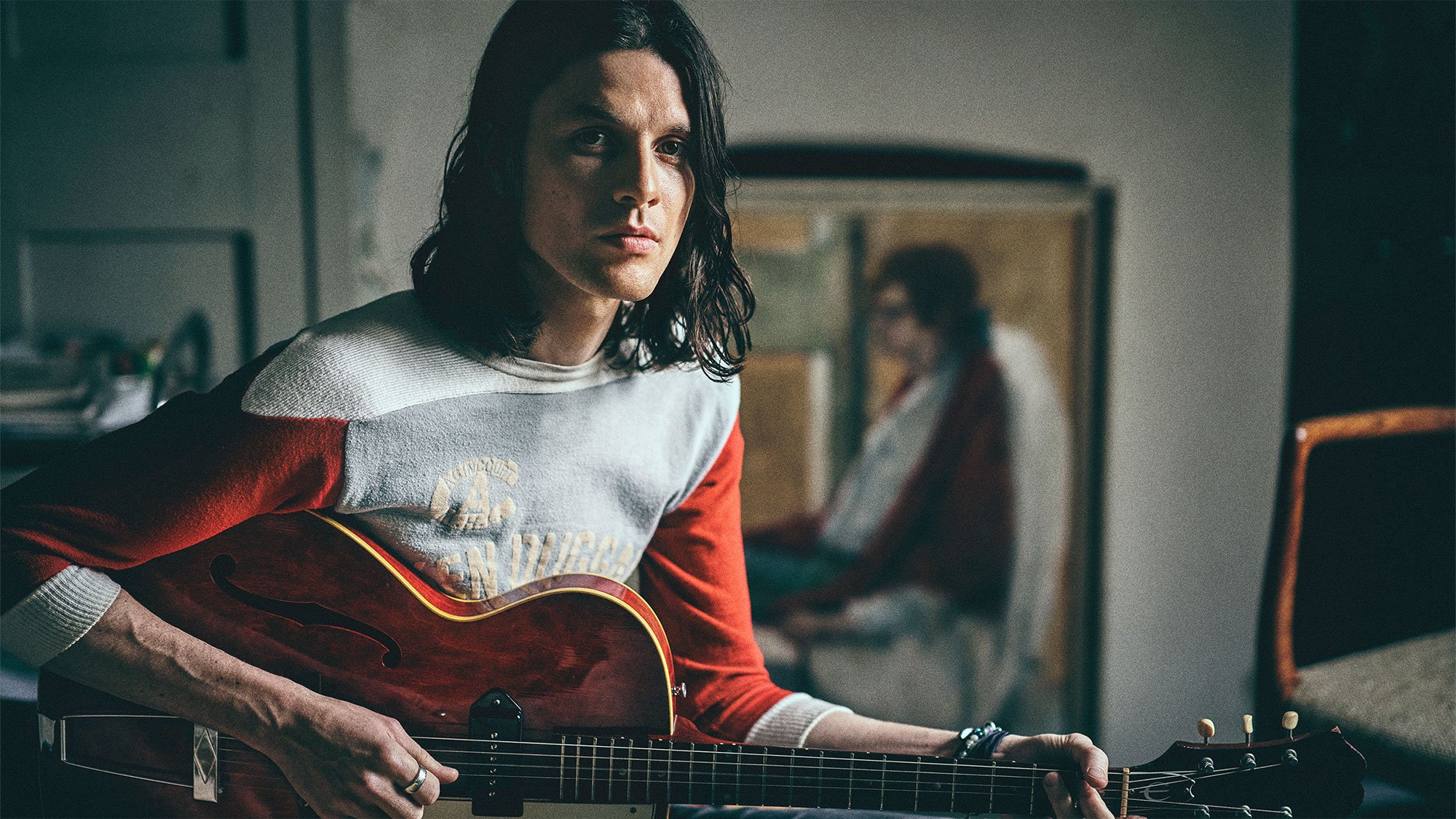 Vasarą į Lietuvą atvyksta britų muzikos žvaigždė Jamesas Bay - Delfi veidai