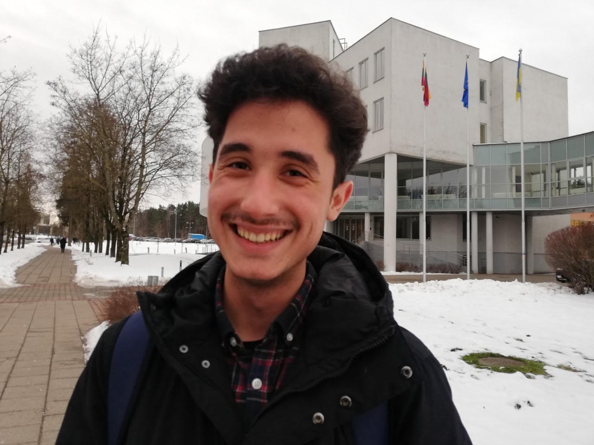 Turkish student: when I hear the bus driver's announcement, I get ...