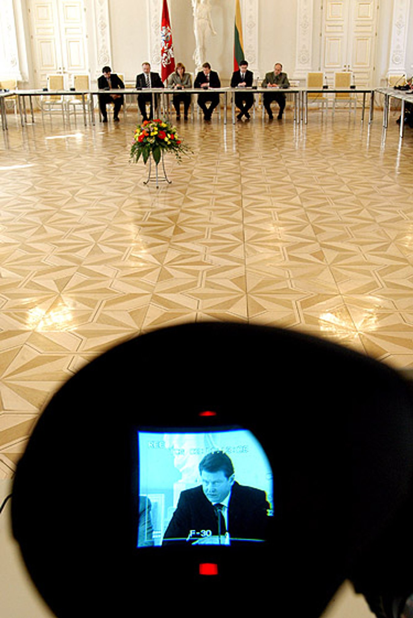 R.Paksas savo likimą atiduoda į tautos rankas (video) - Delfi