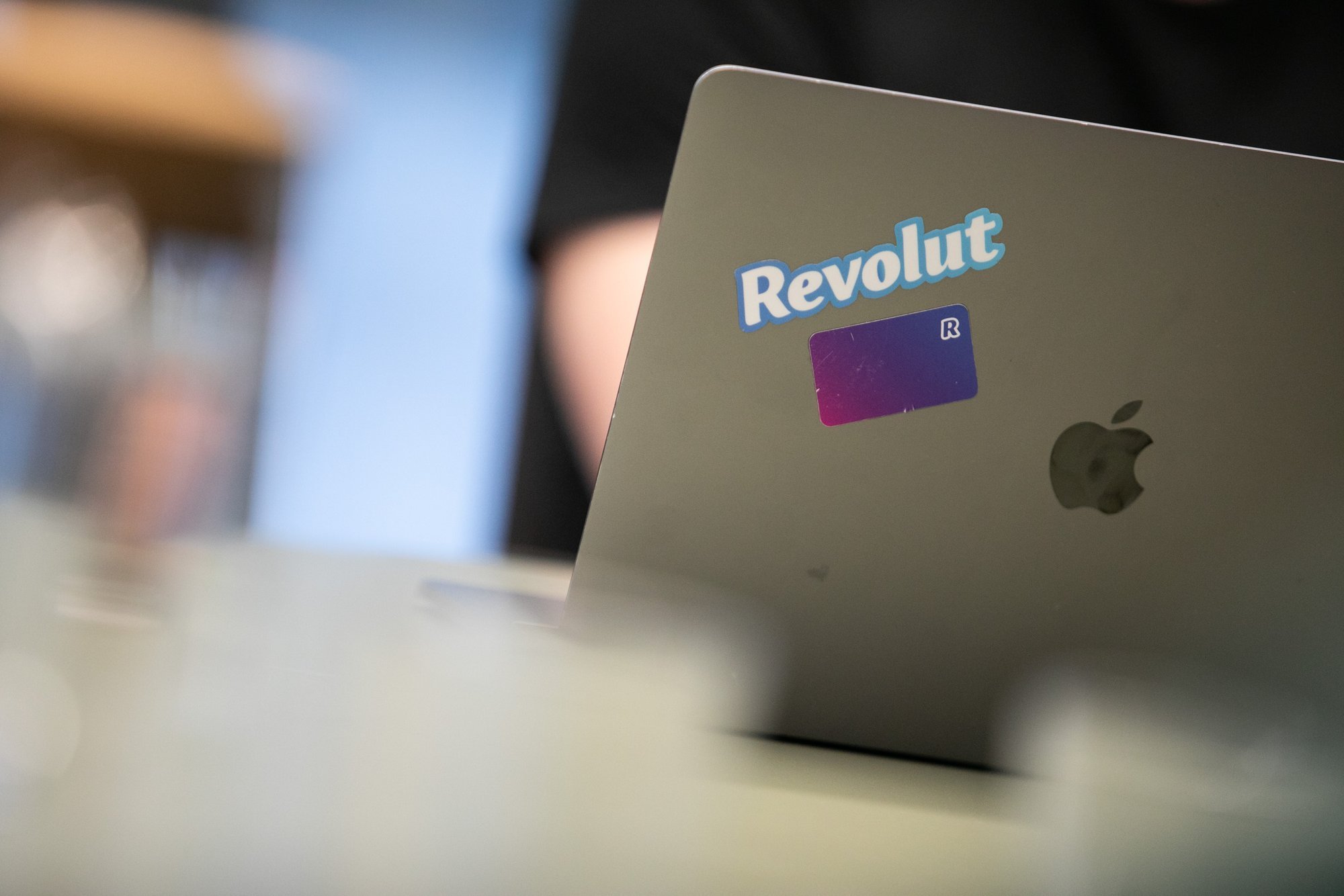 Seimo komitetas pritarė, kad dėl „Revolut“ turėtų būti kreiptasi į ...