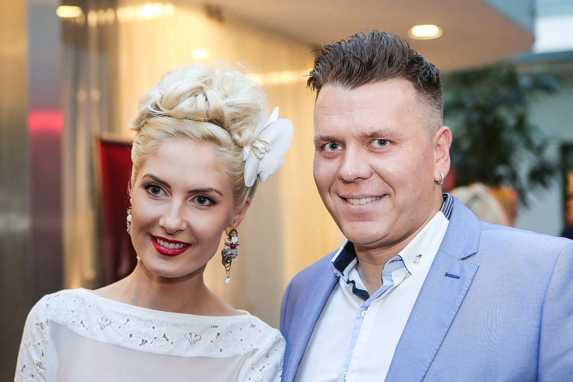 Dainininkė K. Ivanova susižadėjo su širdies draugu A. Broku - Delfi veidai