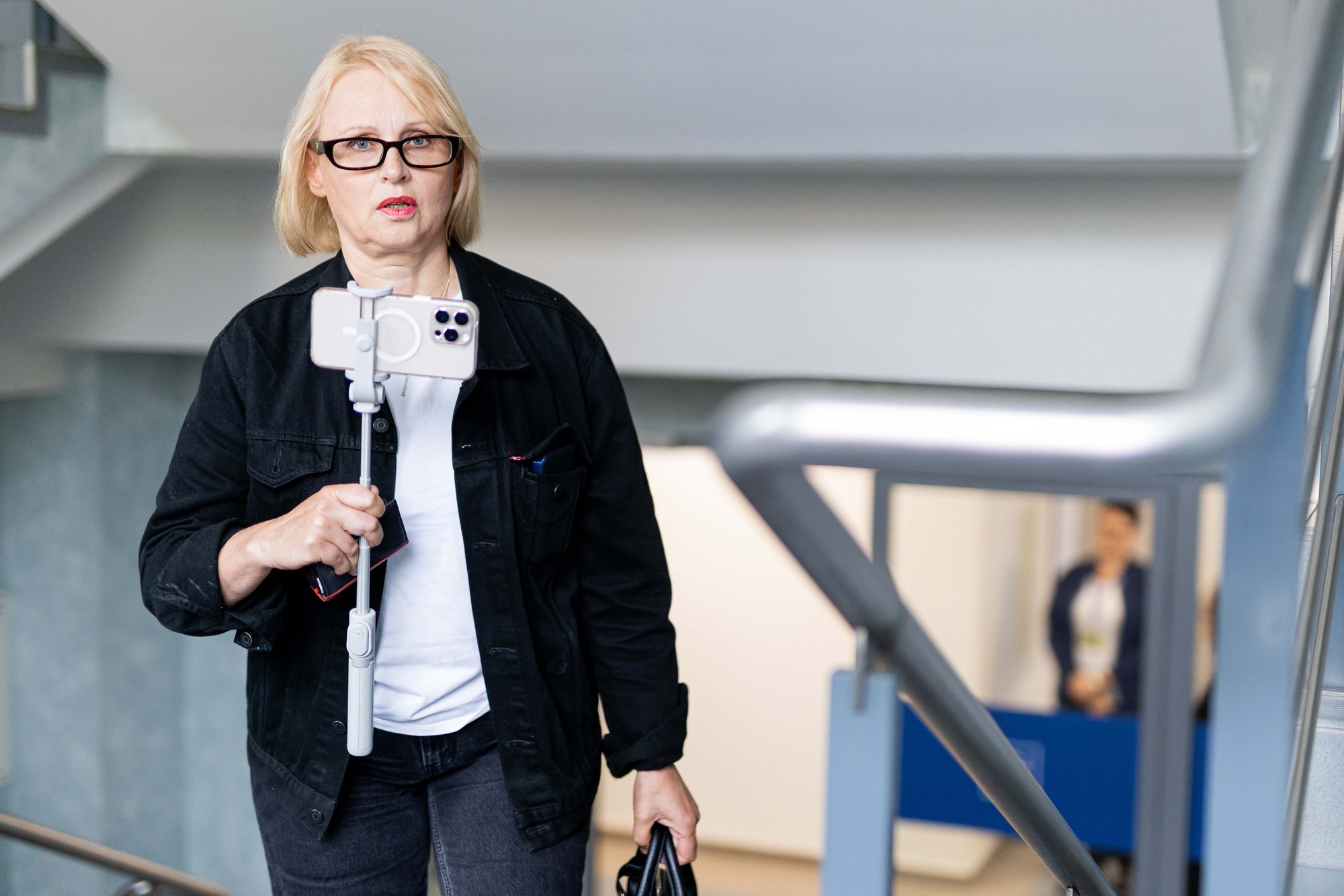 Janutienė viešai paneigė, ką skelbė apie Tapiną ir „Laisvės TV“ - Delfi