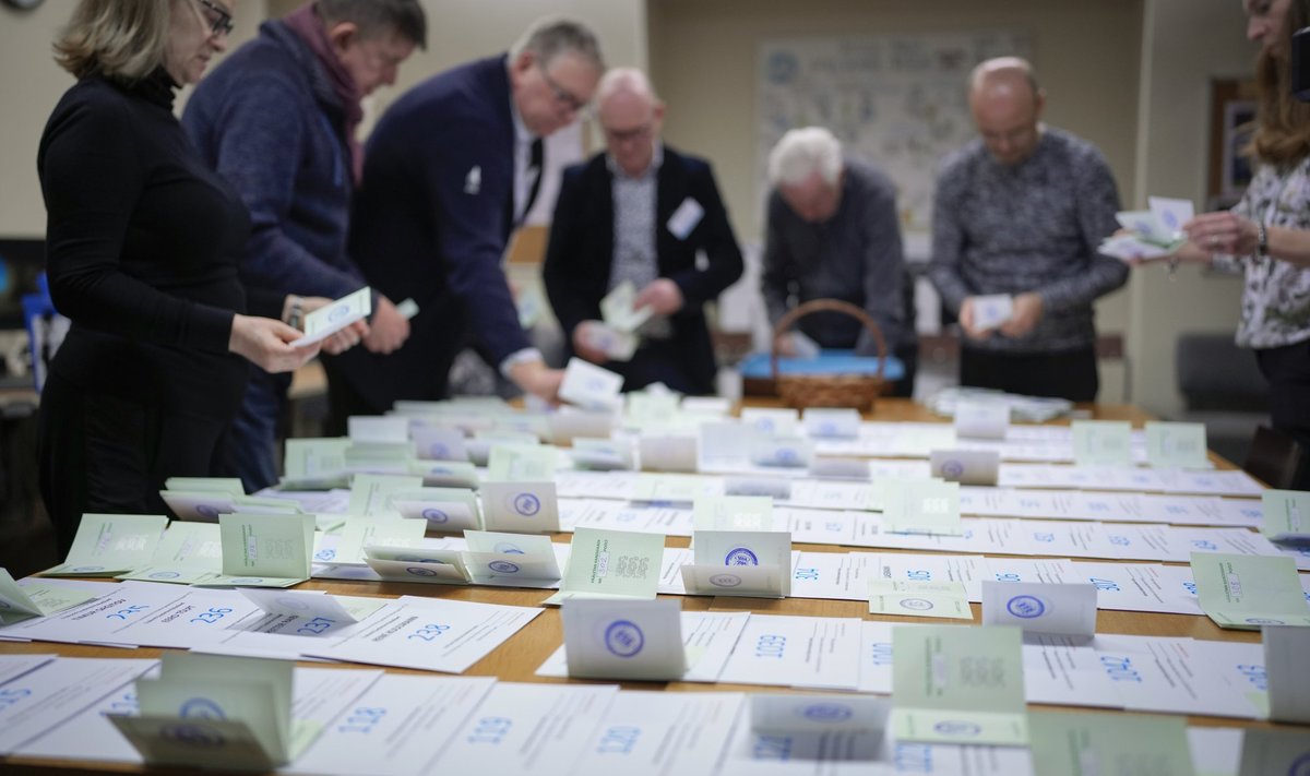 Estija apribojo rusų mažumos balsavimo teises - Delfi