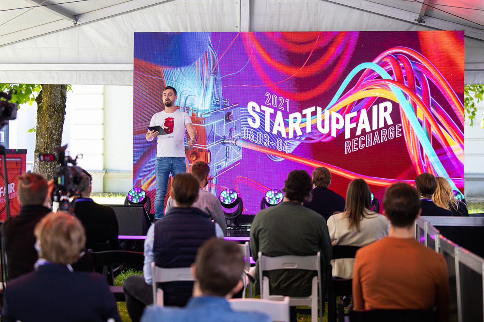 Dešimtasis „Startup Fair“ renginys kviečia startuolių ekosistemą „susijungti“ gyvai - Delfi