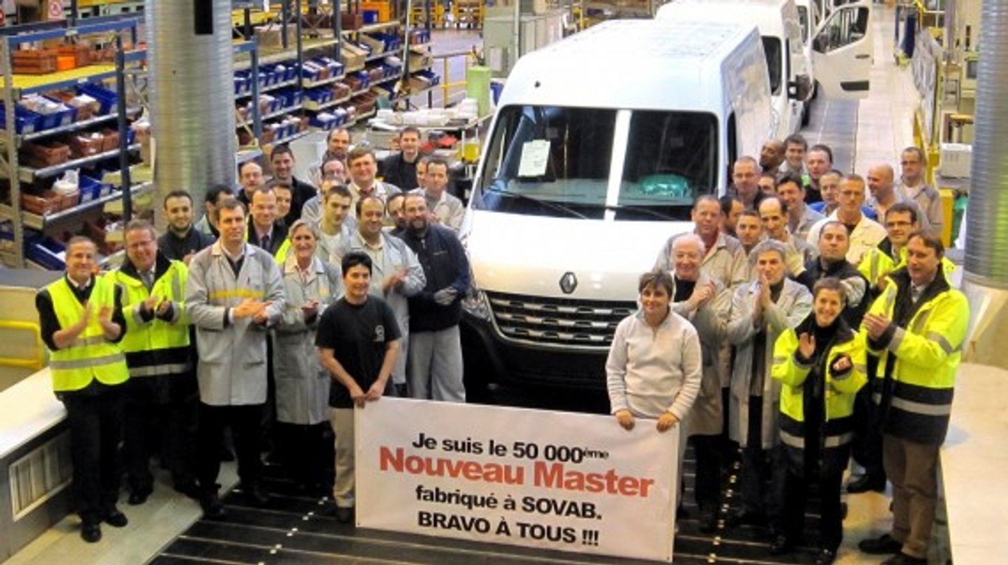 „Renault New Master“ gamybos apimtys kyla 40 proc. - Delfi auto