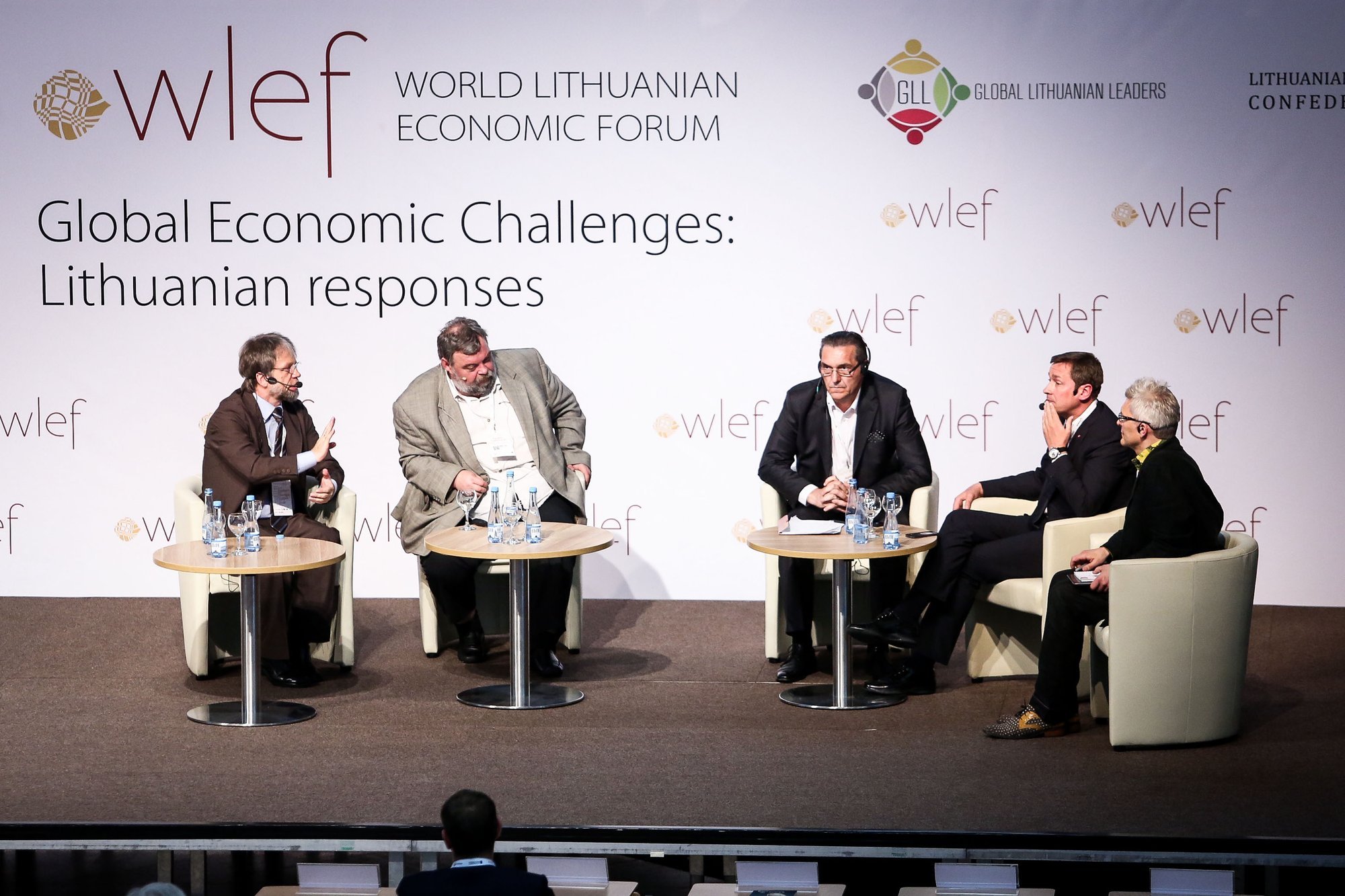 H. Rosenas: mus smaugia politikų neapsisprendimas - Delfi verslas