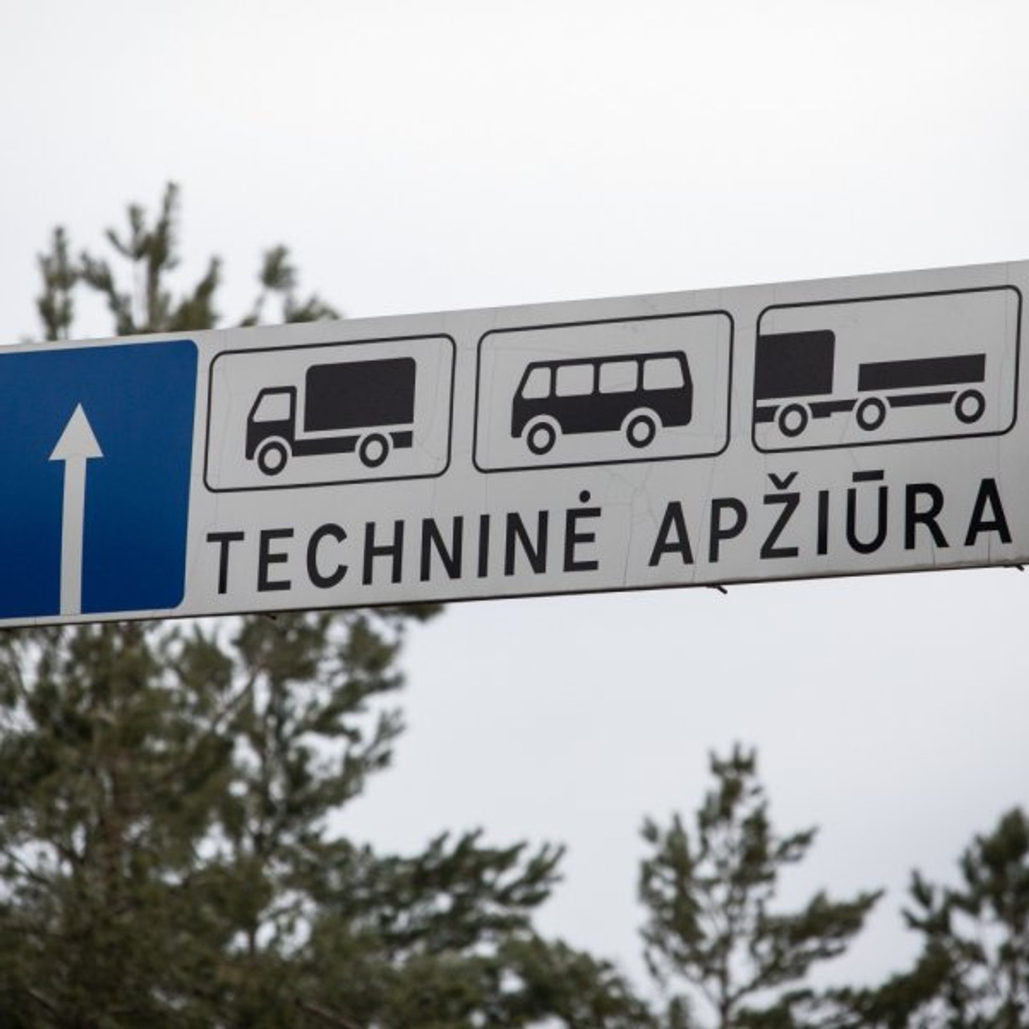 Paaiškino, ar Lietuvoje registruotam automobiliui galima techninę ...