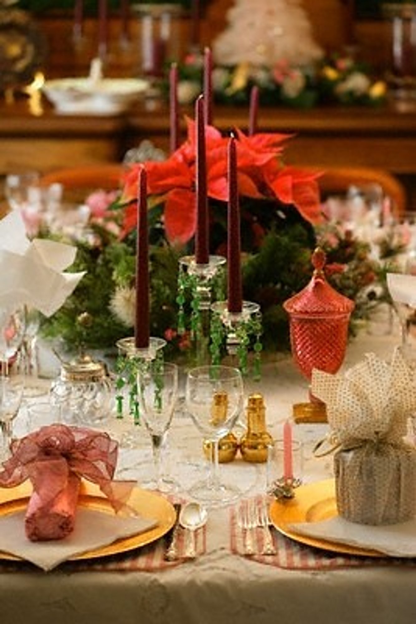 Stalas Naujųjų sutiktuvėms - Delfi gyvenimas