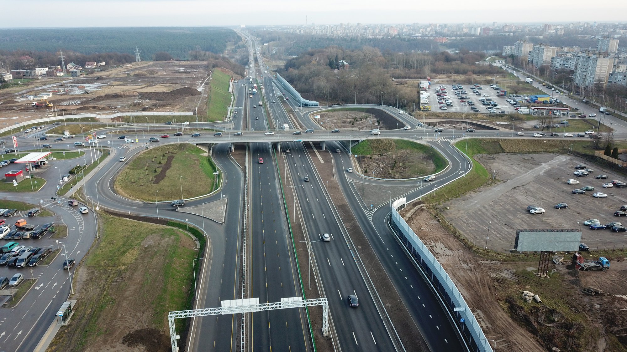 Kelyje nuo Vilniaus iki Kauno atsiras nauji ženklai: važiavimo greitis ...