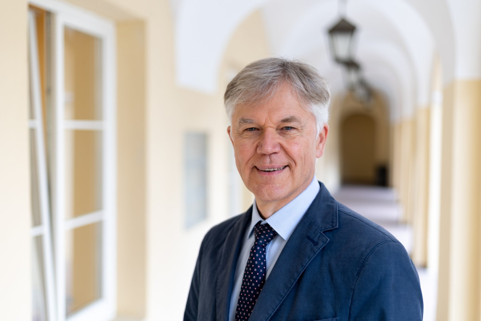 Apie „čiurkų“ kalbomis kalbančius pavežėjus prabilęs Valotka ginasi ...