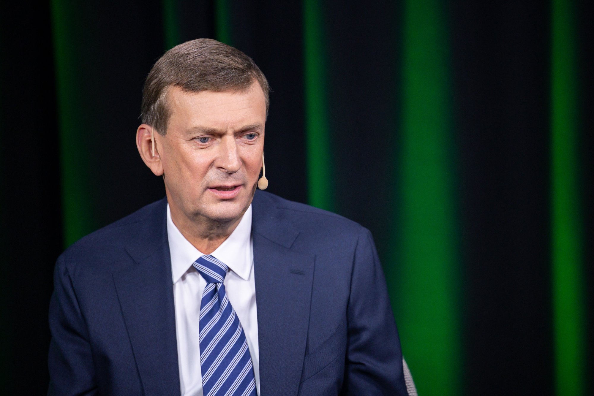 D. Dundulis apie paplitusį mėsos ir kitų produktų rūkymo būdą: „Tai ...