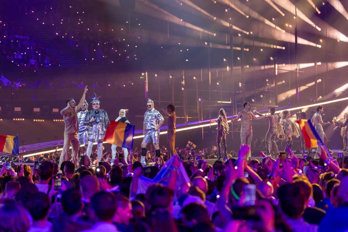 „Eurovizijos“ rengėjams – smūgis - Delfi veidai