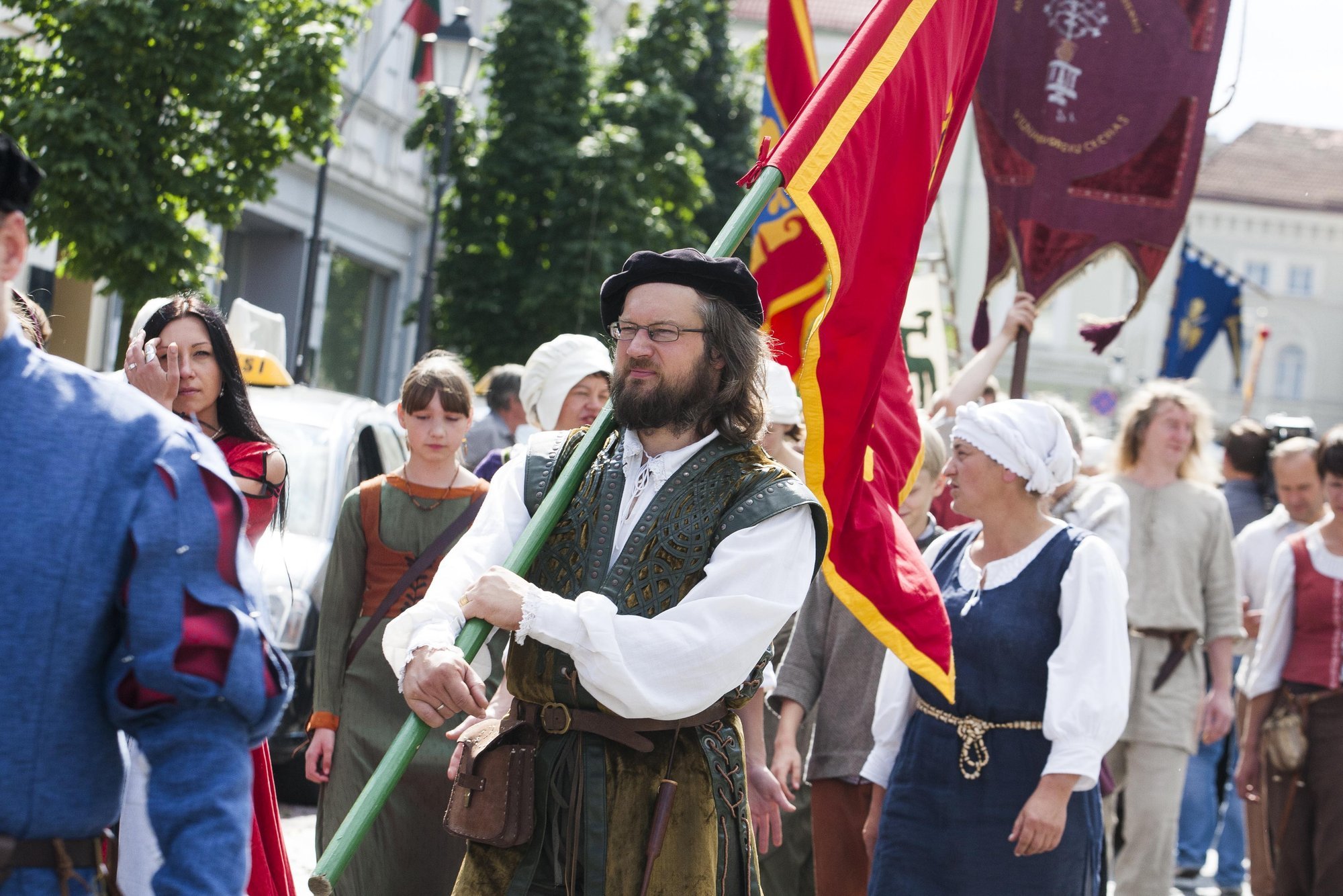 На Ратушной площади - ярмарка Варфоломея - Delfi RU