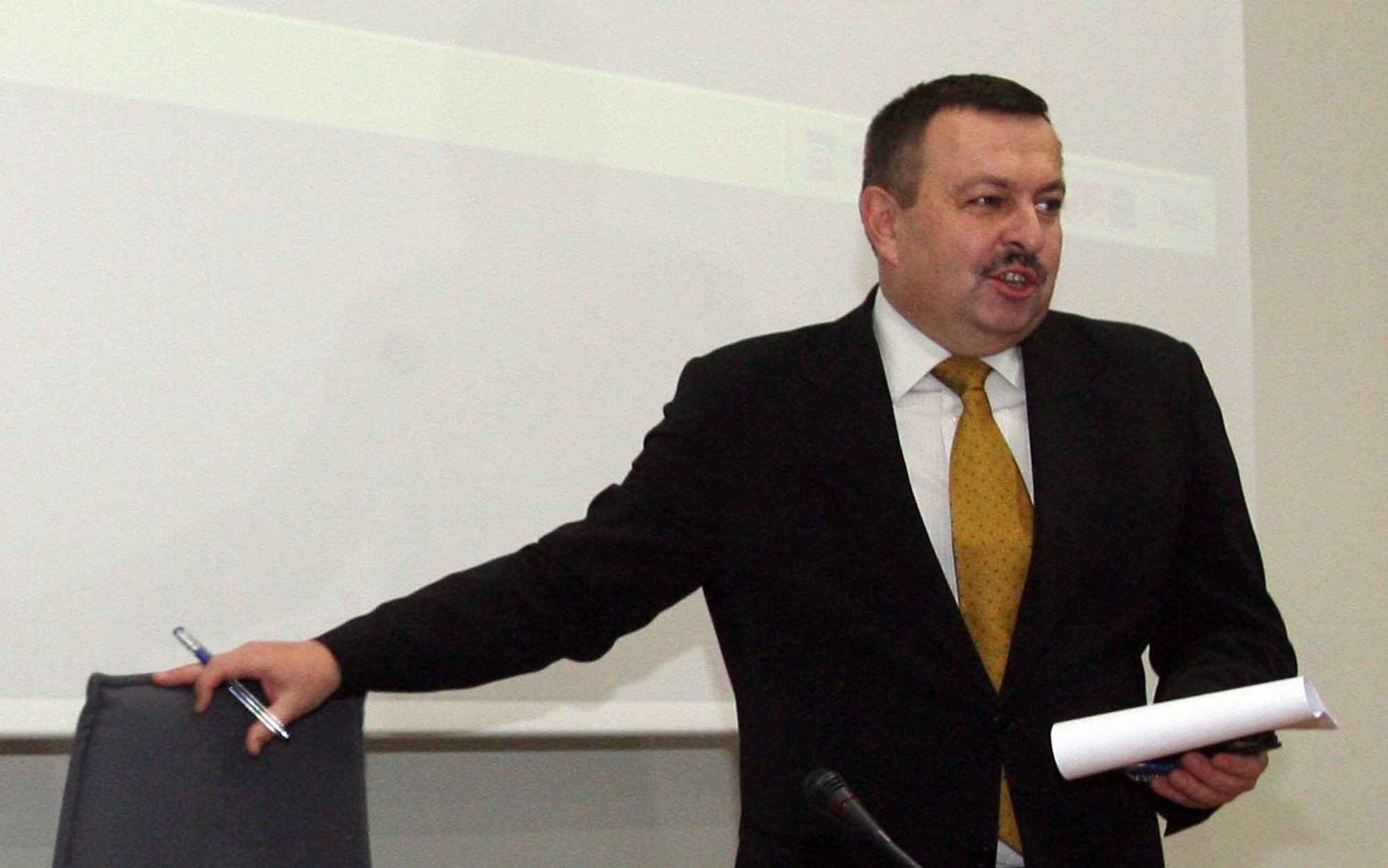 Buvęs Vilniaus meras V.Navickas įkūrė konsultacijų bendrovę - Delfi verslas