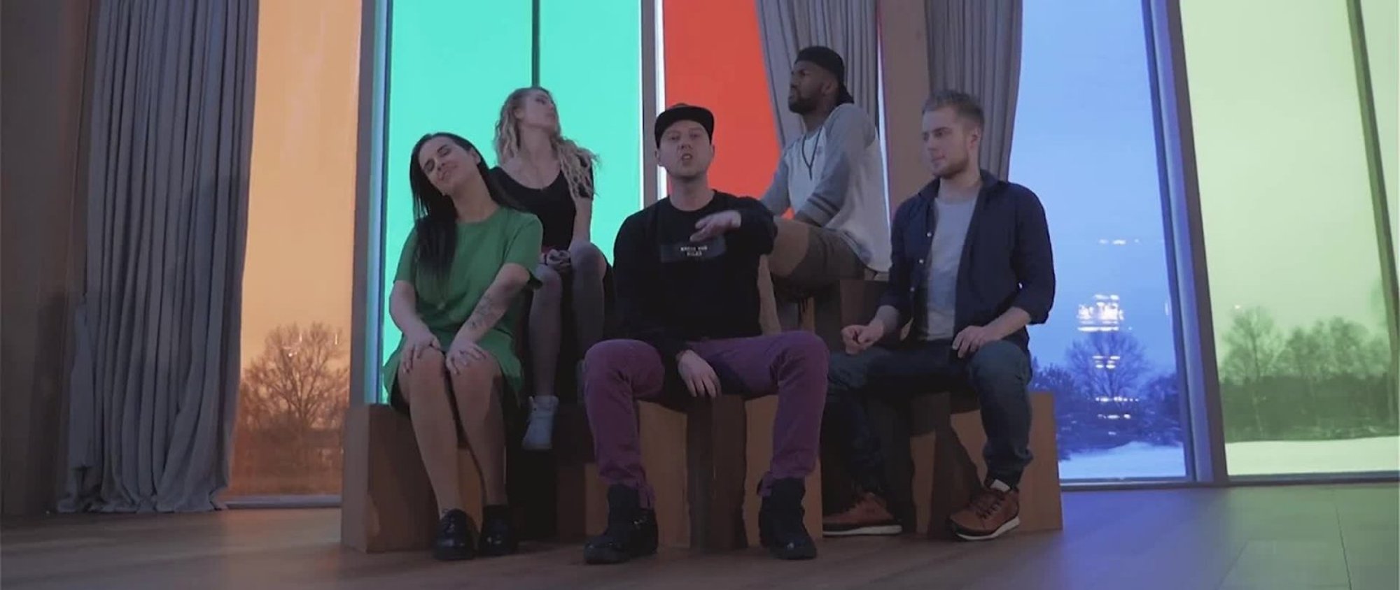 Euroviziniame Sasha Song vaizdo klipe - krepšininkas A. Gudaitis ...